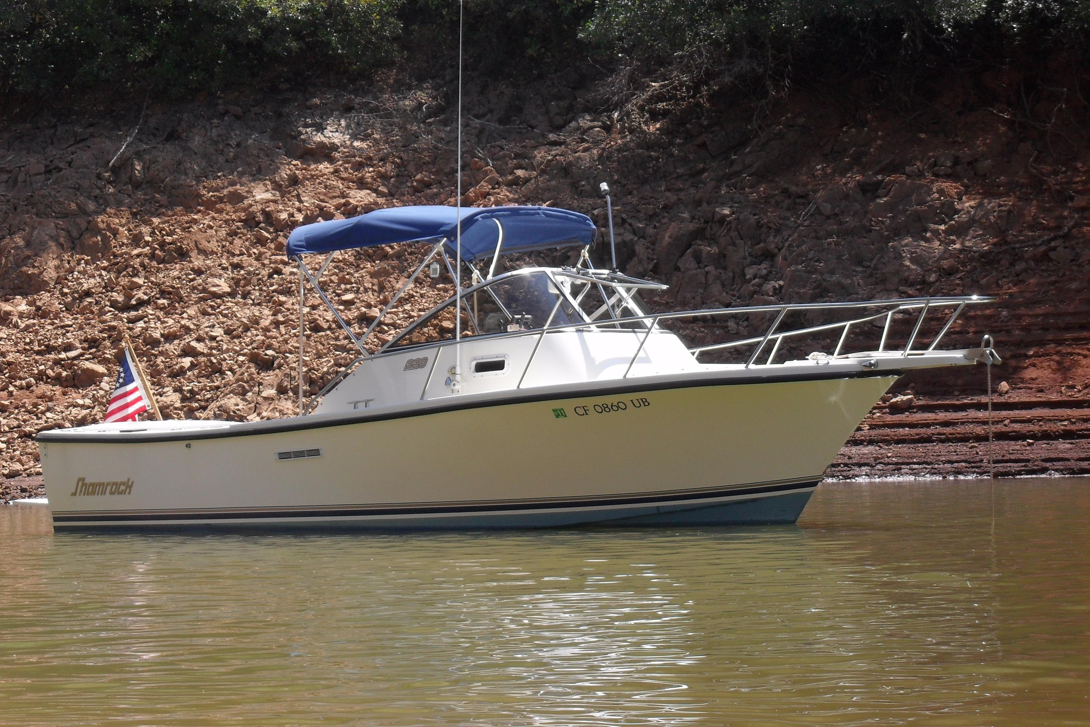 2000 0' Shamrock 220 Walkaround - Delta Marine Sales