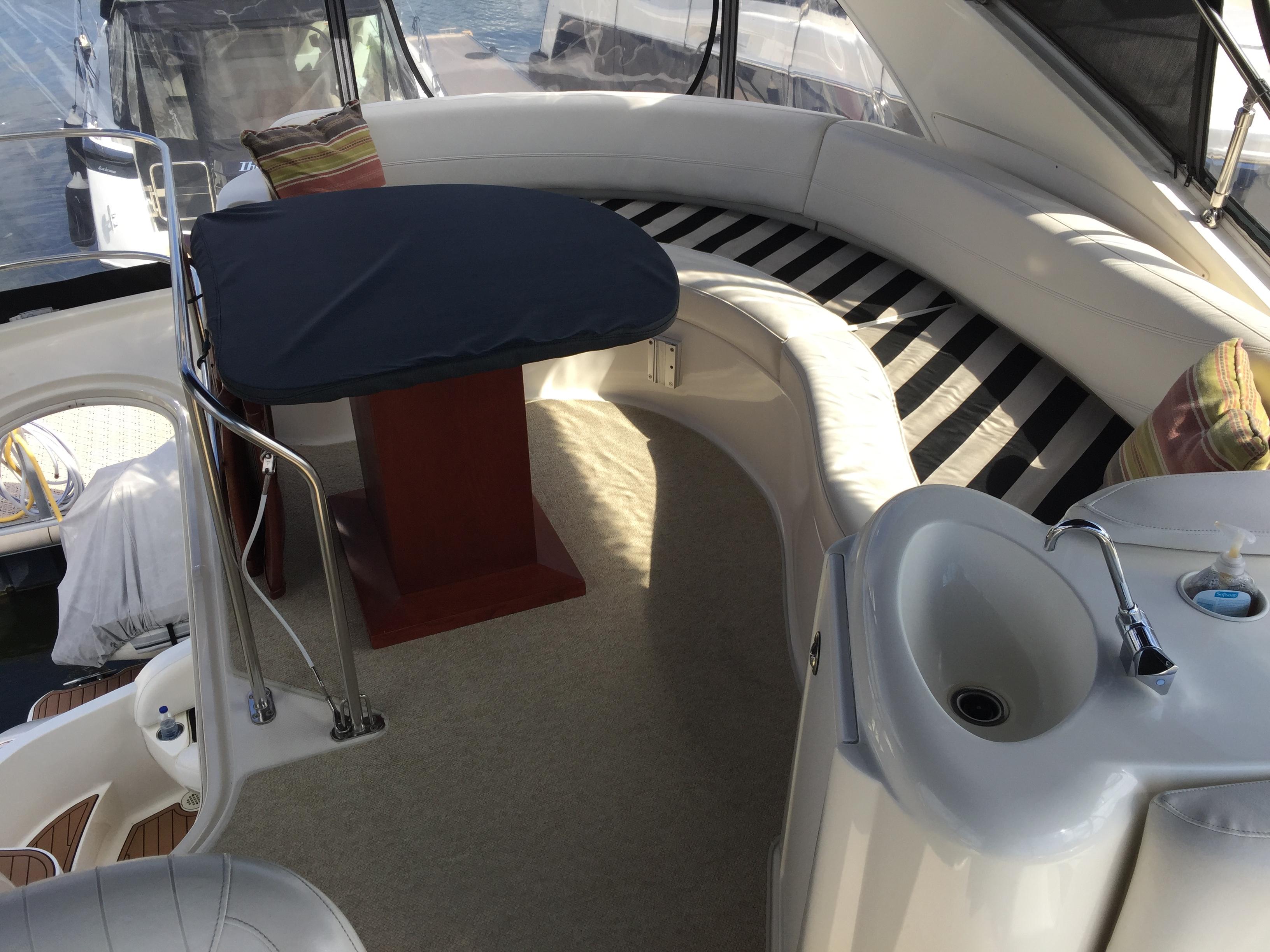 Yacht for Sale | 39 Meridian Yachts Québec, Canada | Denison Yacht Sales