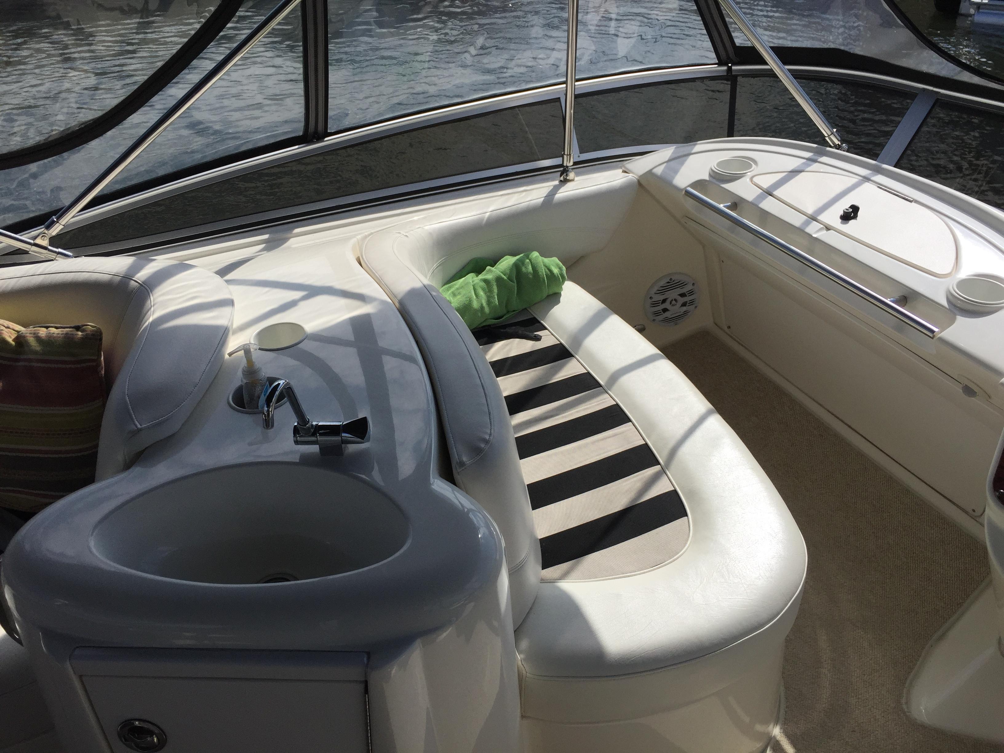 Yacht for Sale | 39 Meridian Yachts Québec, Canada | Denison Yacht Sales