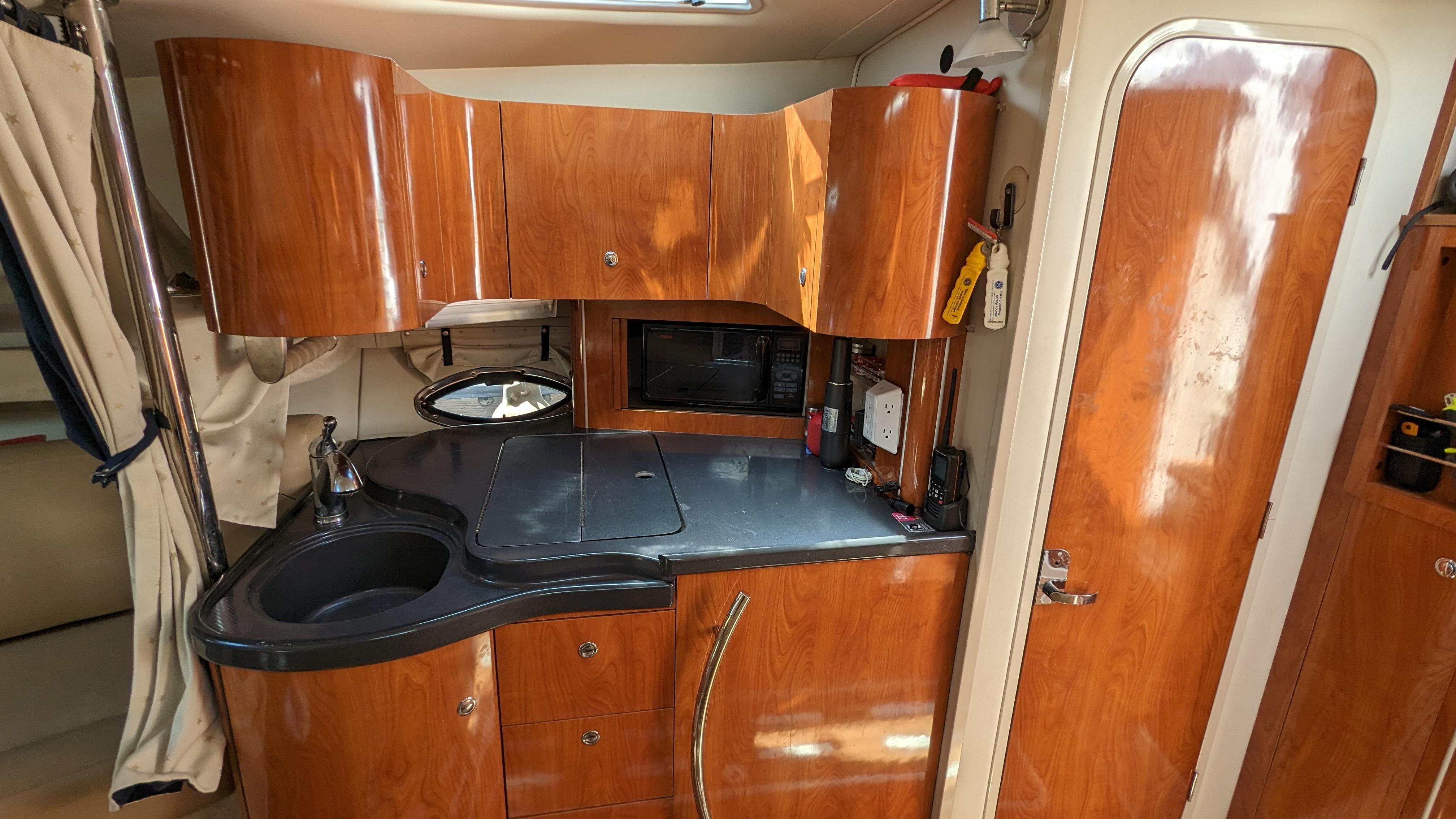 Elizabeth Dane Yacht for Sale | 33 Doral Yachts Marina Del Rey, CA ...