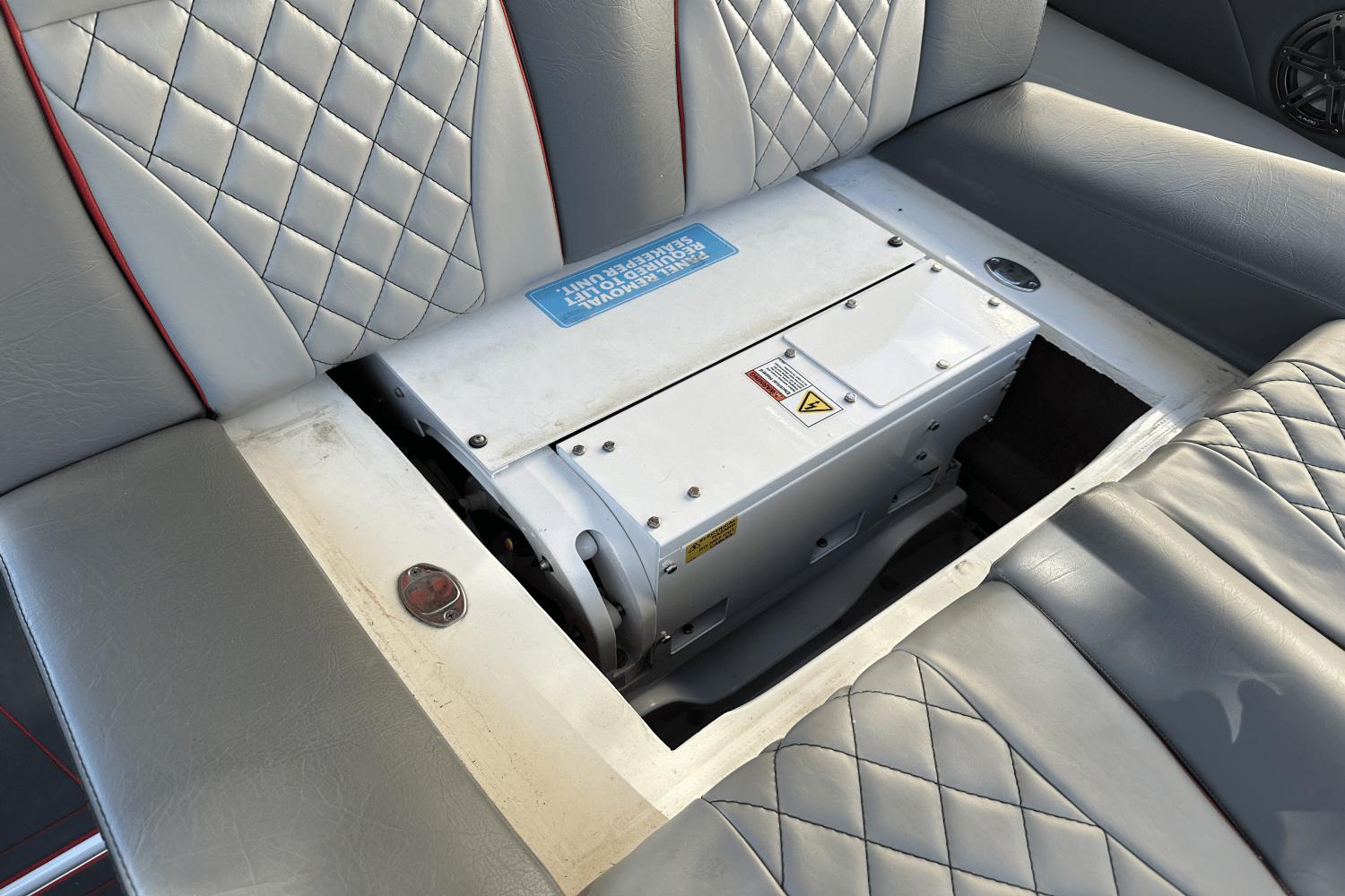 2021 Statement 38 ft Yacht for Sale - Allied Marine