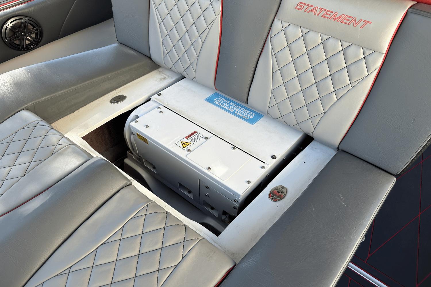 2021 Statement 38 ft Yacht for Sale - Allied Marine