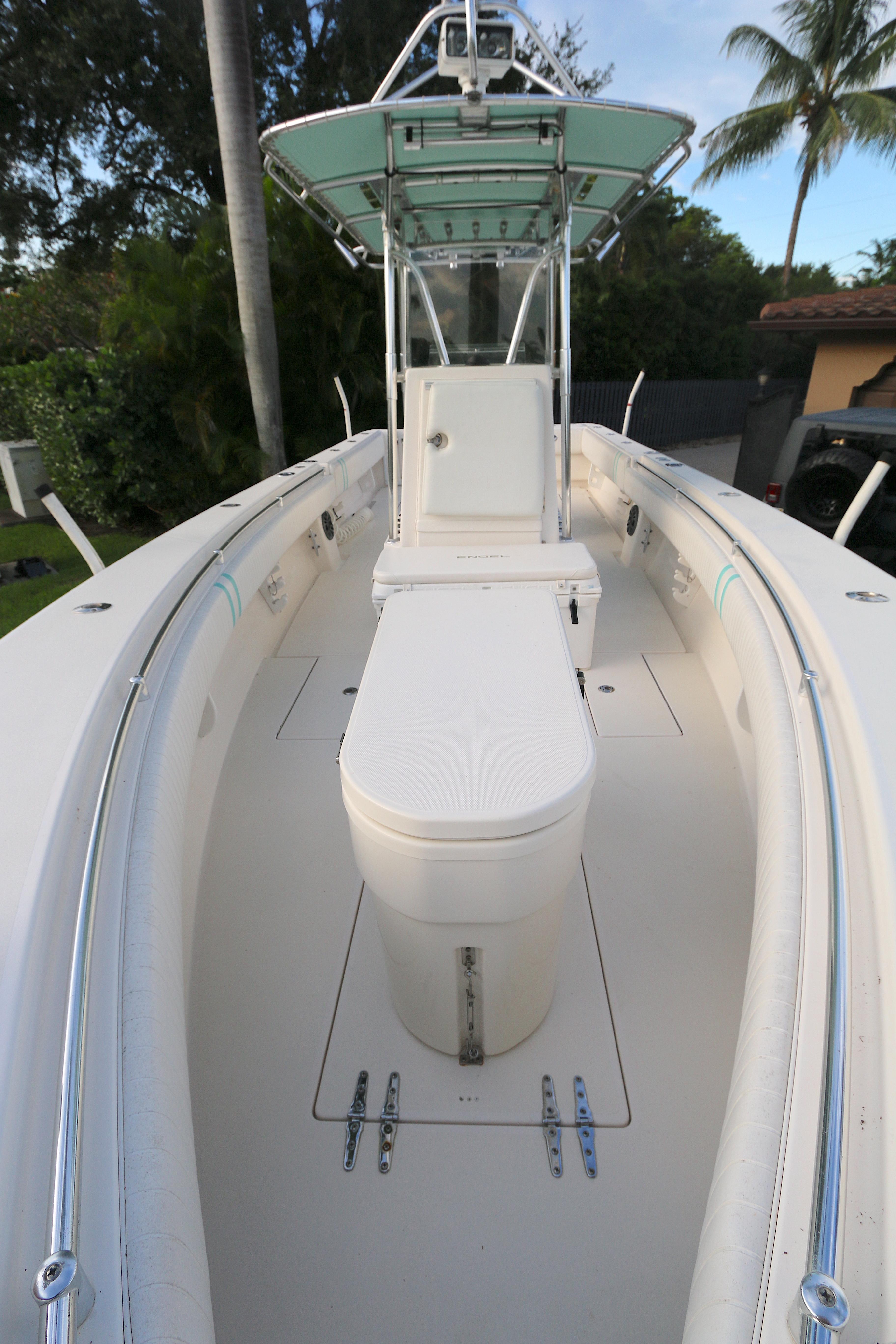 2008 31 Contender 31 Center Console Boats for Sale