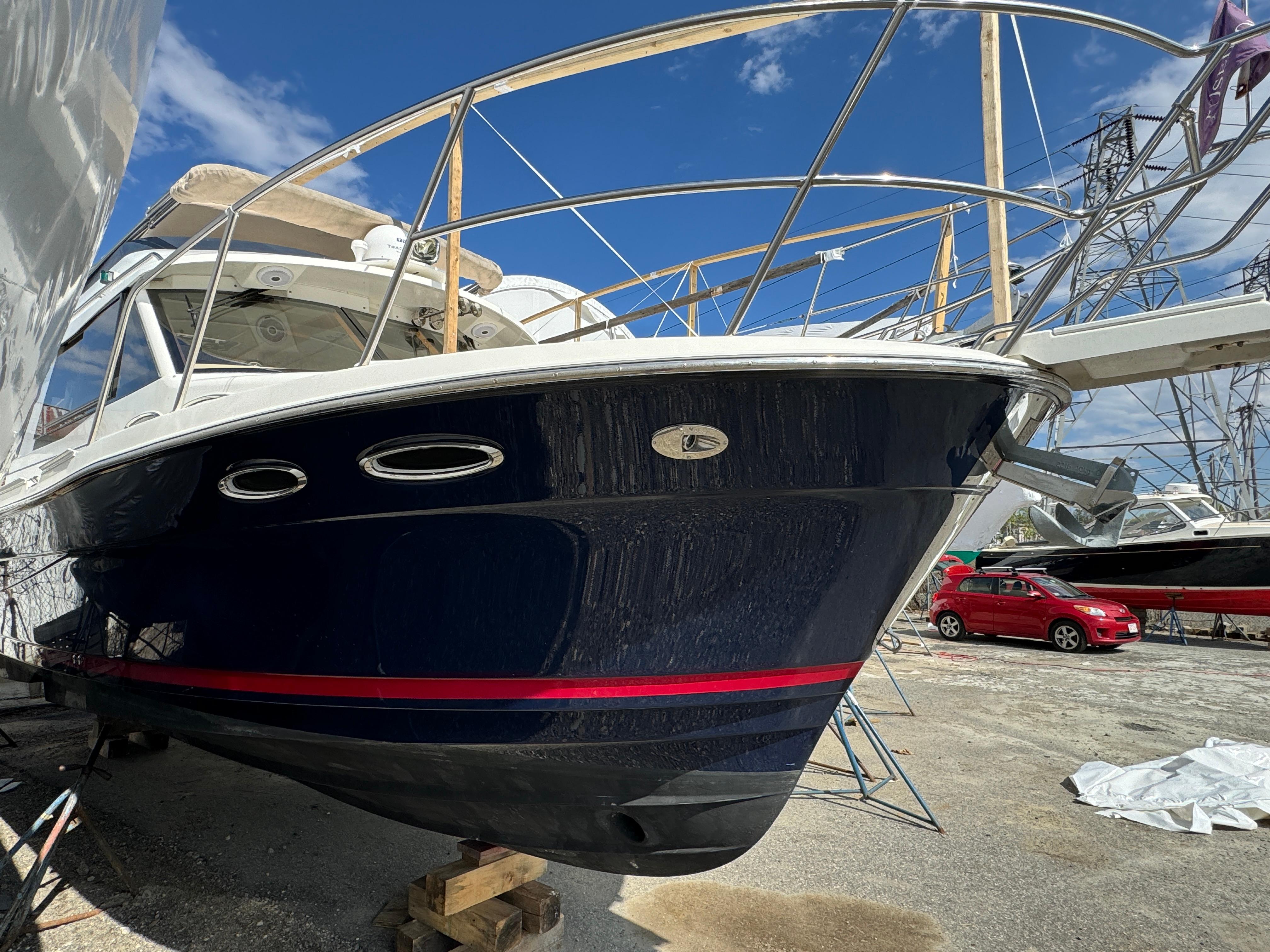 Poseidon Yacht for Sale | 30 Cutwater Yachts Salem, MA | Denison Yacht ...