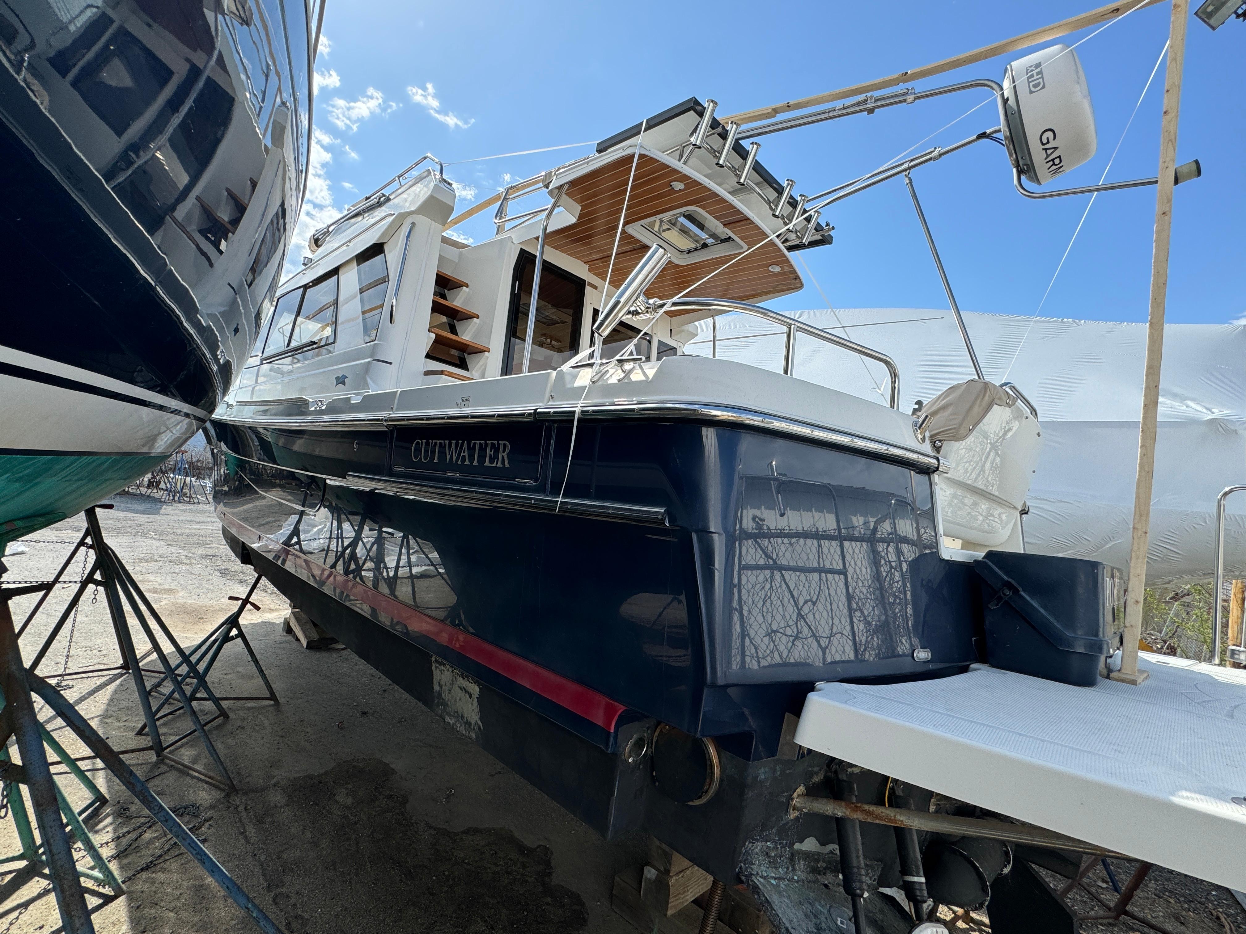 Poseidon Yacht for Sale | 30 Cutwater Yachts Salem, MA | Denison Yacht ...