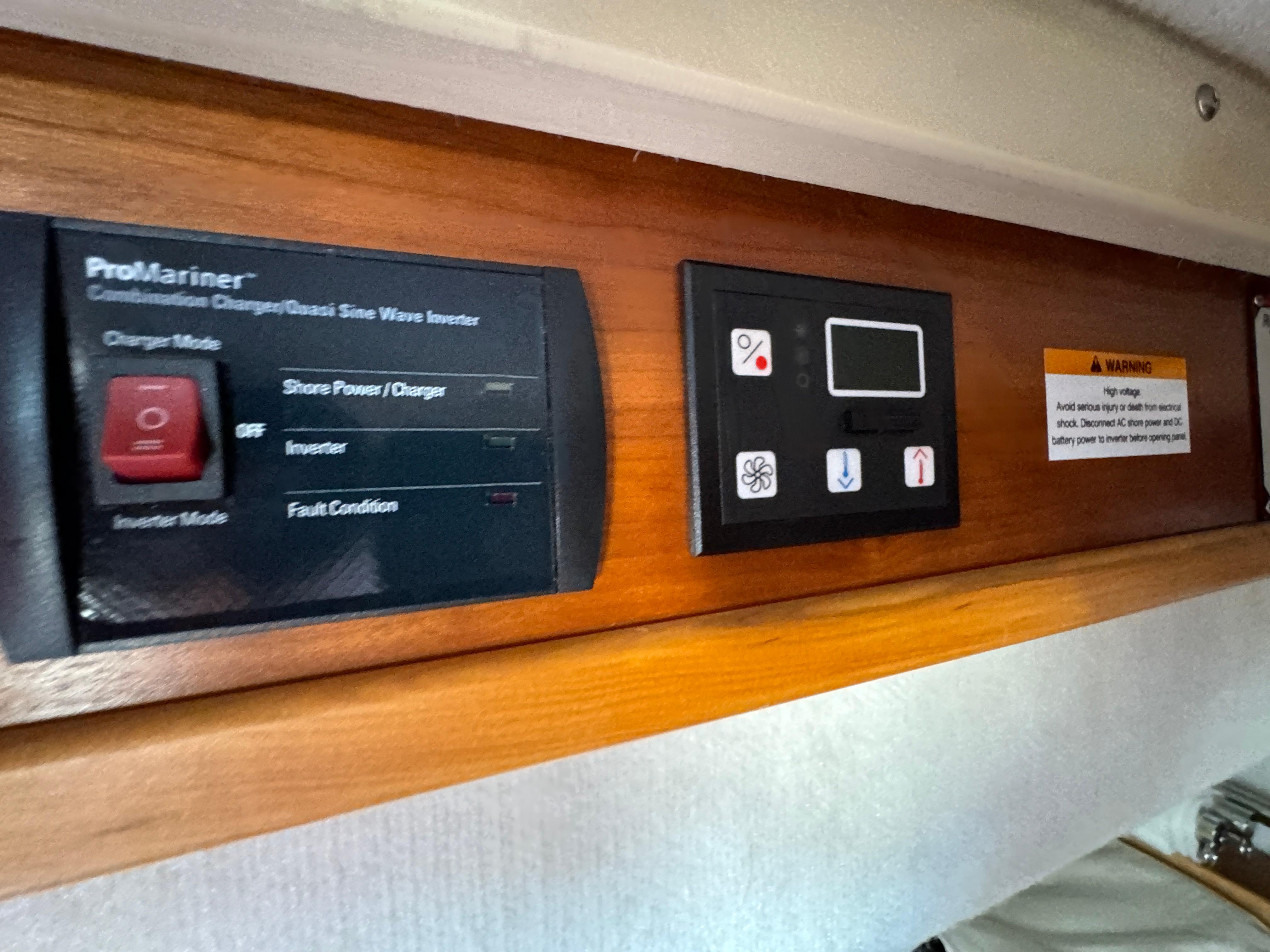 Poseidon Yacht for Sale | 30 Cutwater Yachts Salem, MA | Denison Yacht ...