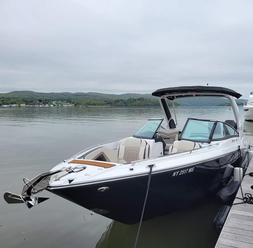 Yacht for Sale | 29 Monterey Yachts Stony Point, NY | Denison Yacht Sales