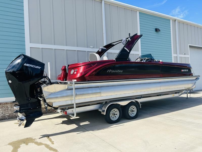 Yacht for Sale | 27 Manitou Yachts Orange Beach, AL | Denison Yacht Sales