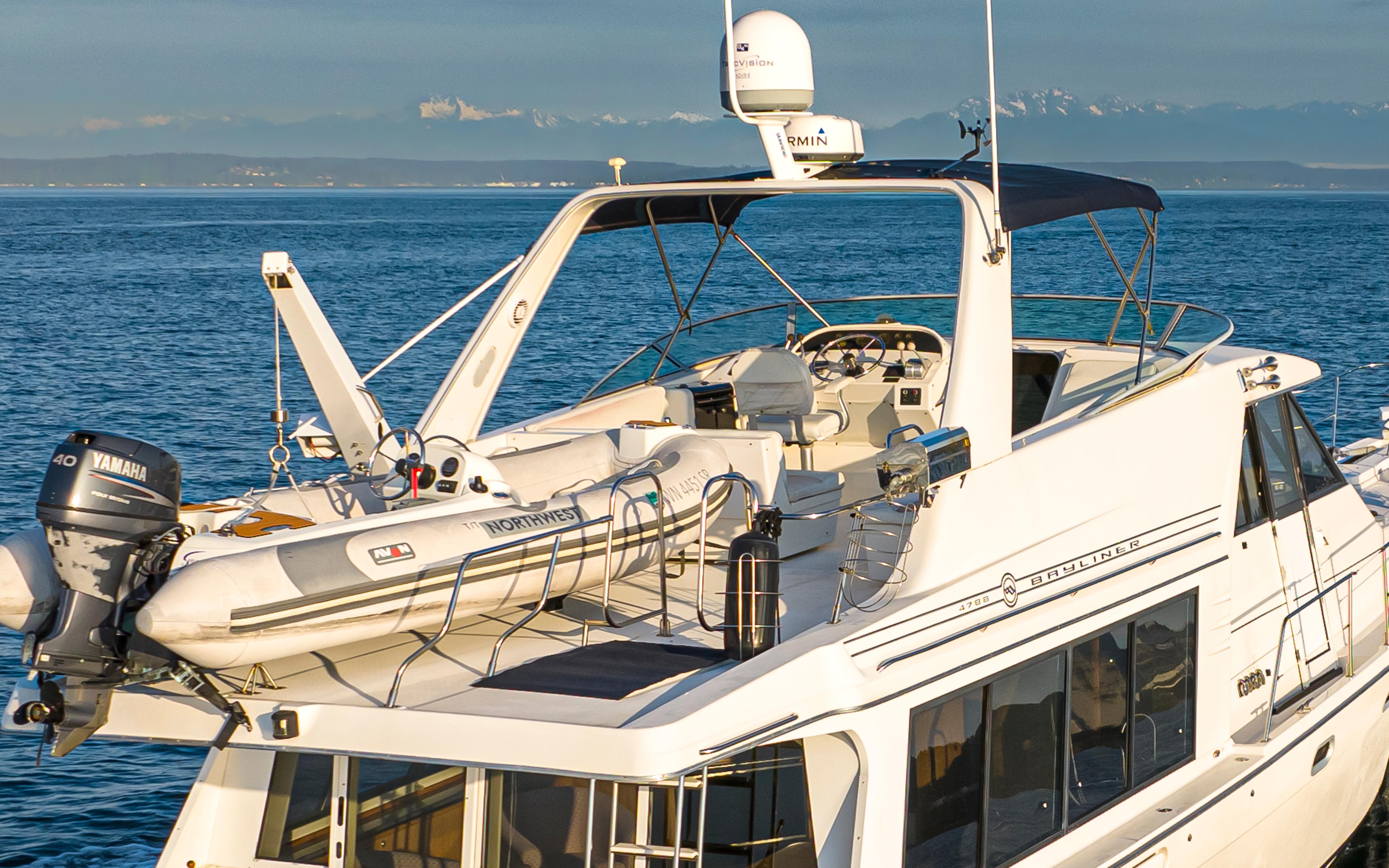 Northwest Yacht for Sale | 47 Bayliner Yachts Seattle, WA | Denison ...