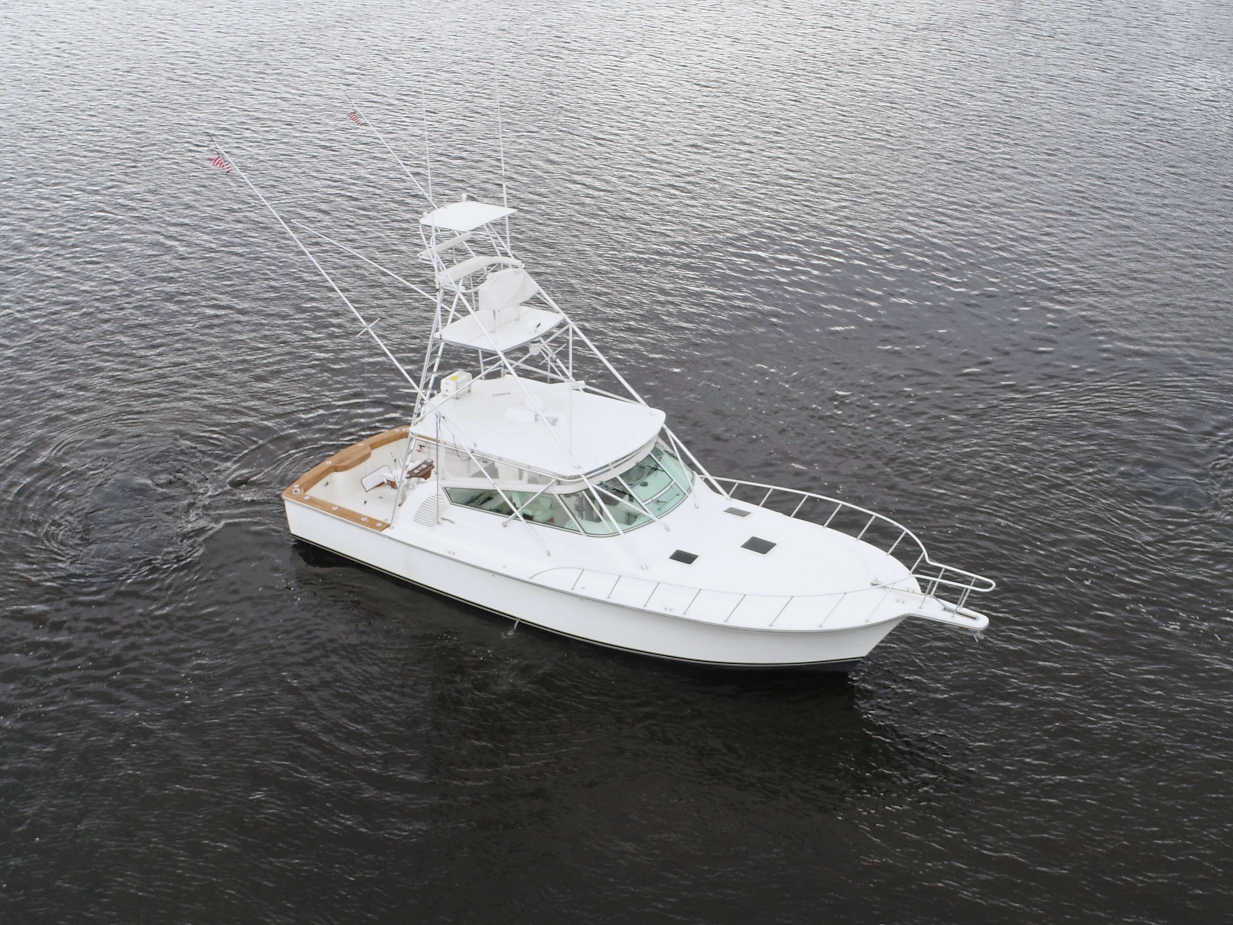 2006 Henriques 42 Express Yacht For Sale