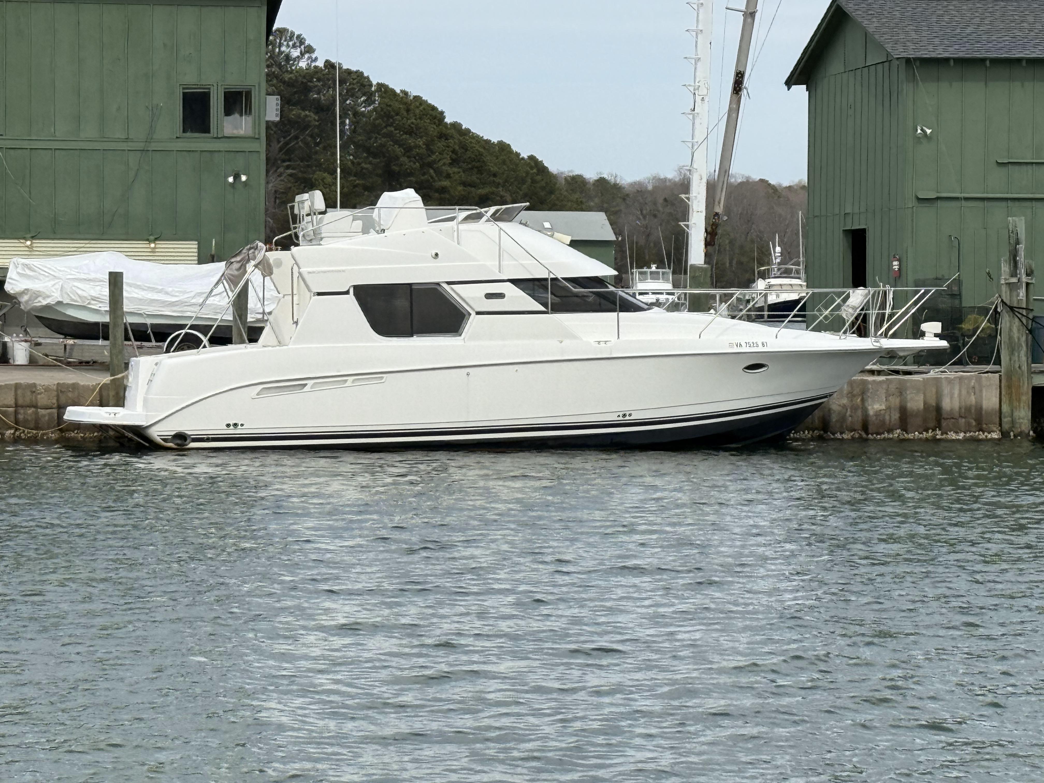 2000 Silverton 35 Convertible Punkin III - Florida Yachts International