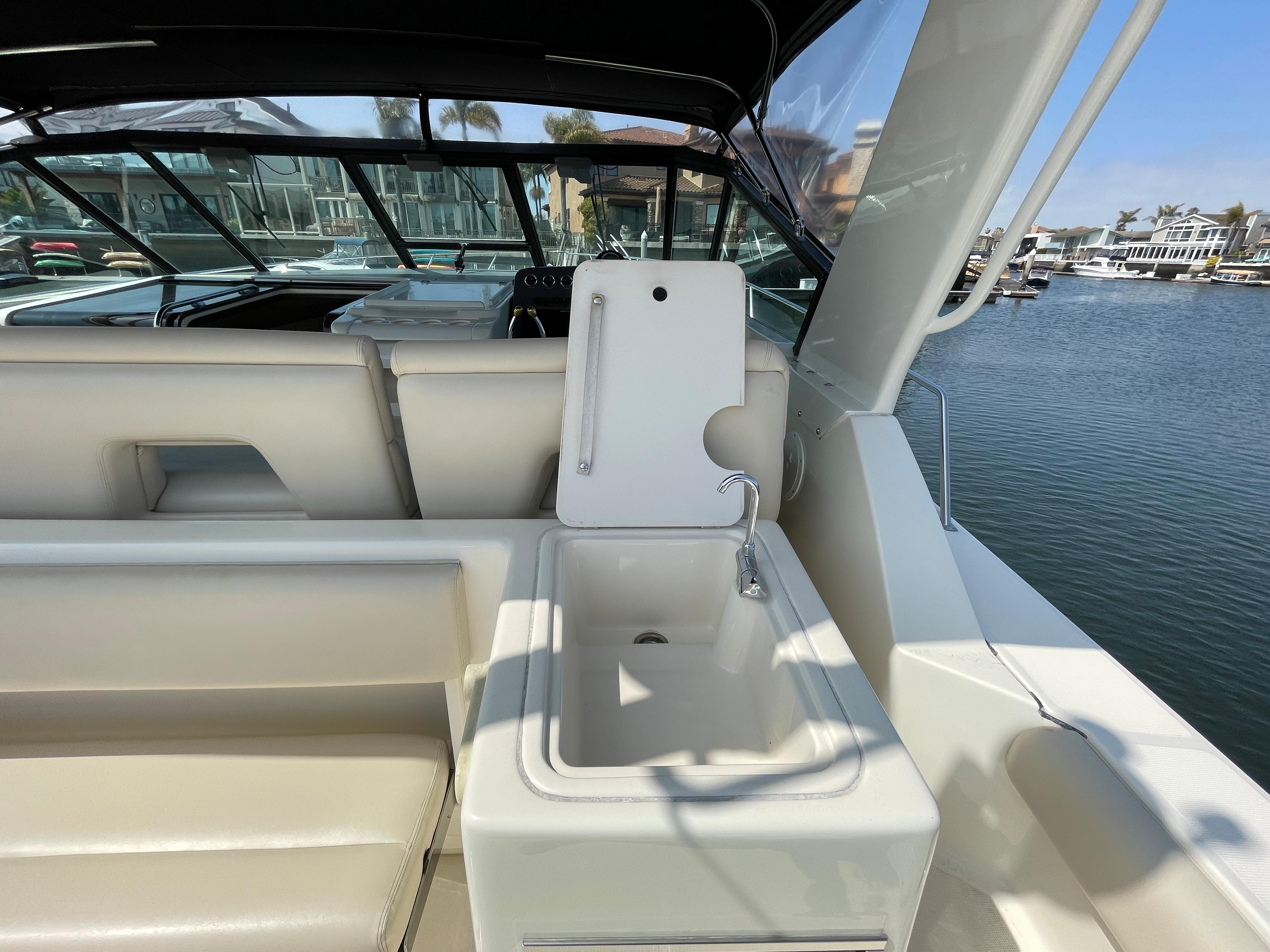 Tiara-Yachts-35-3500-Express-1997-Huntington-Beach-CA-9010448