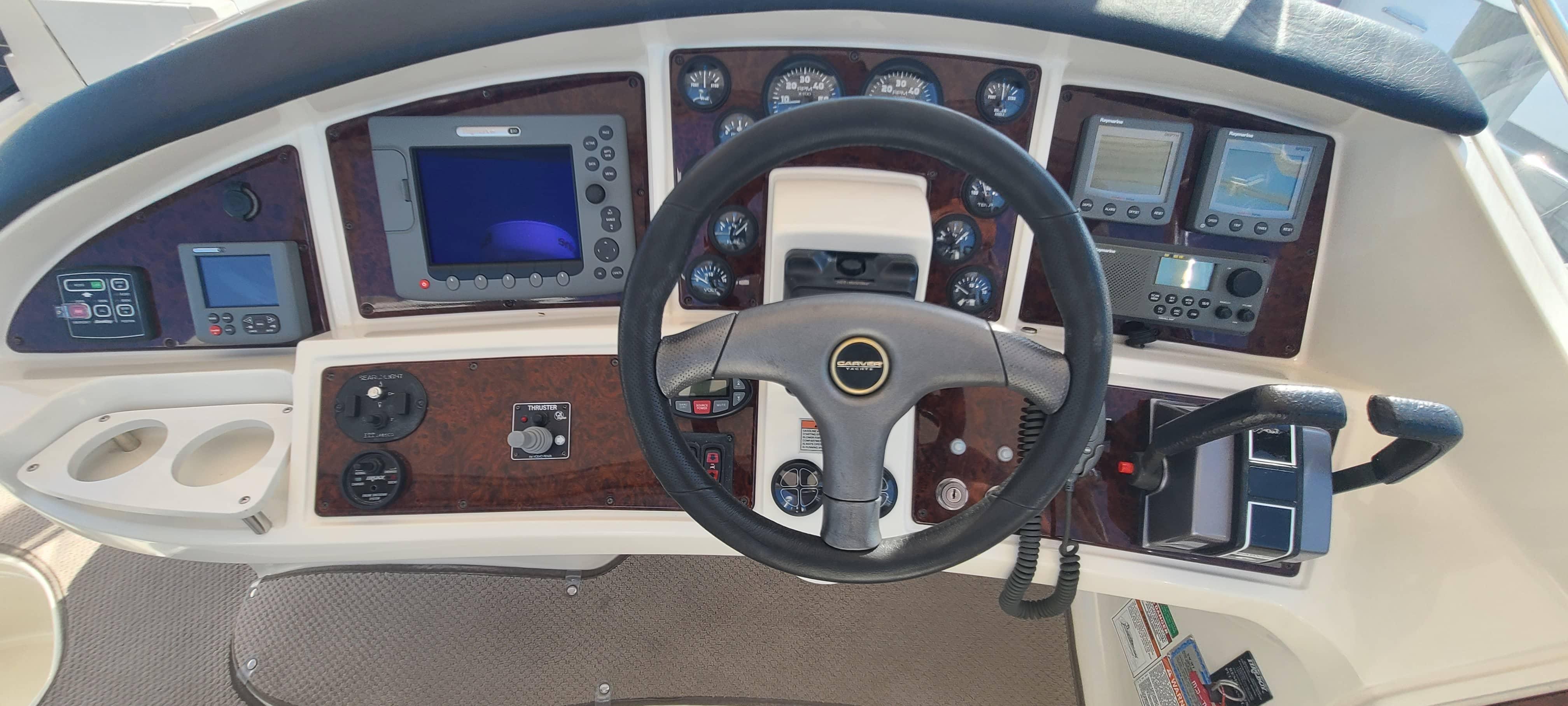 2005 Carver 38 Super Sport Polish Princess - South Jersey Yacht Sales