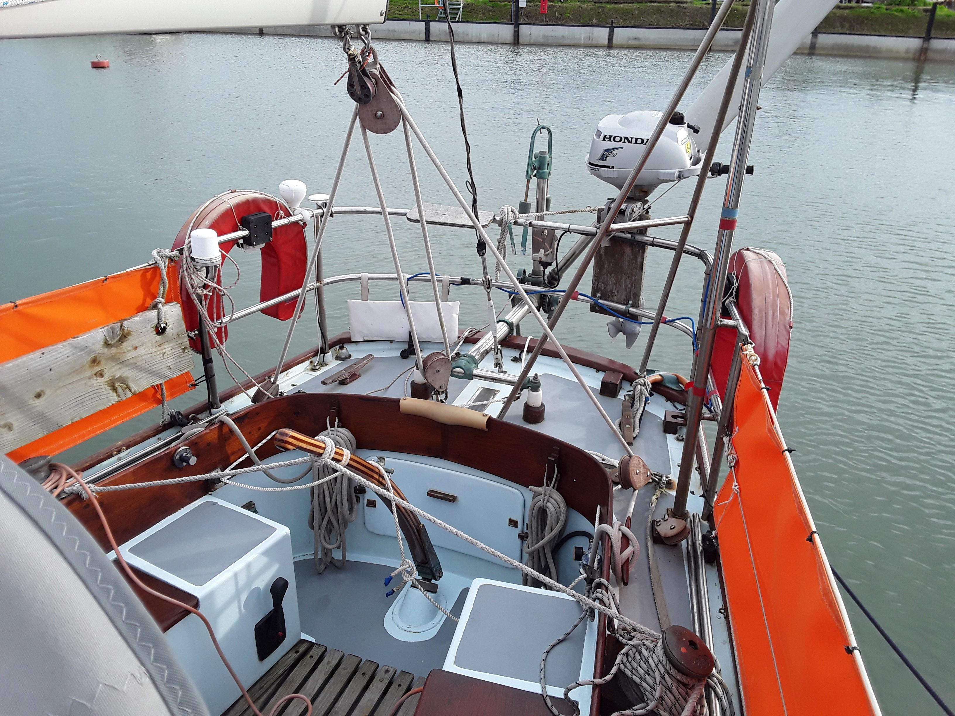 Nicholson 32 Mk III boat for sale - Westwater Yacht Sales