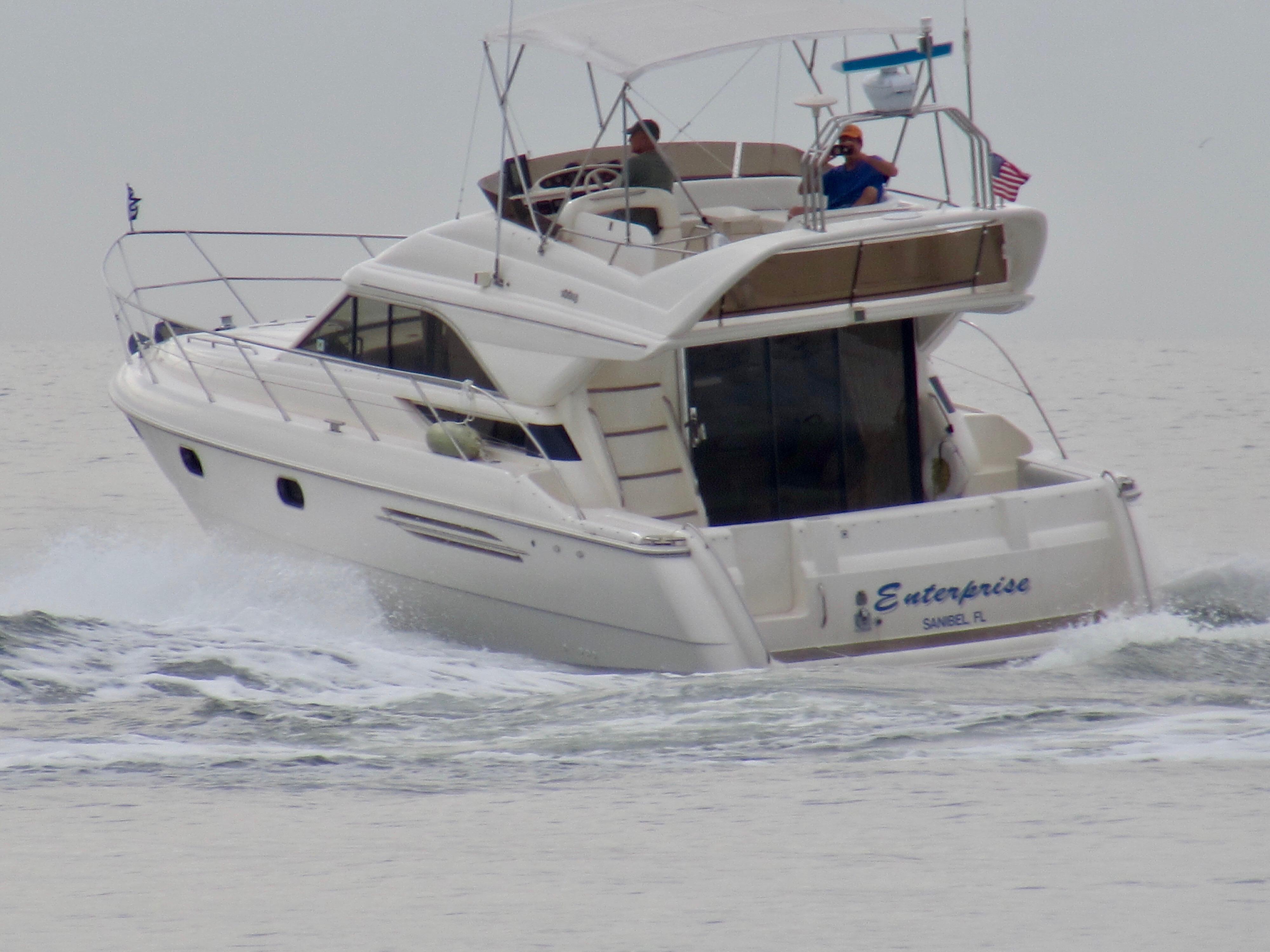 1998 Viking Princess Sport Cruiser Sanibel, Florida - Grand Slam Yacht ...