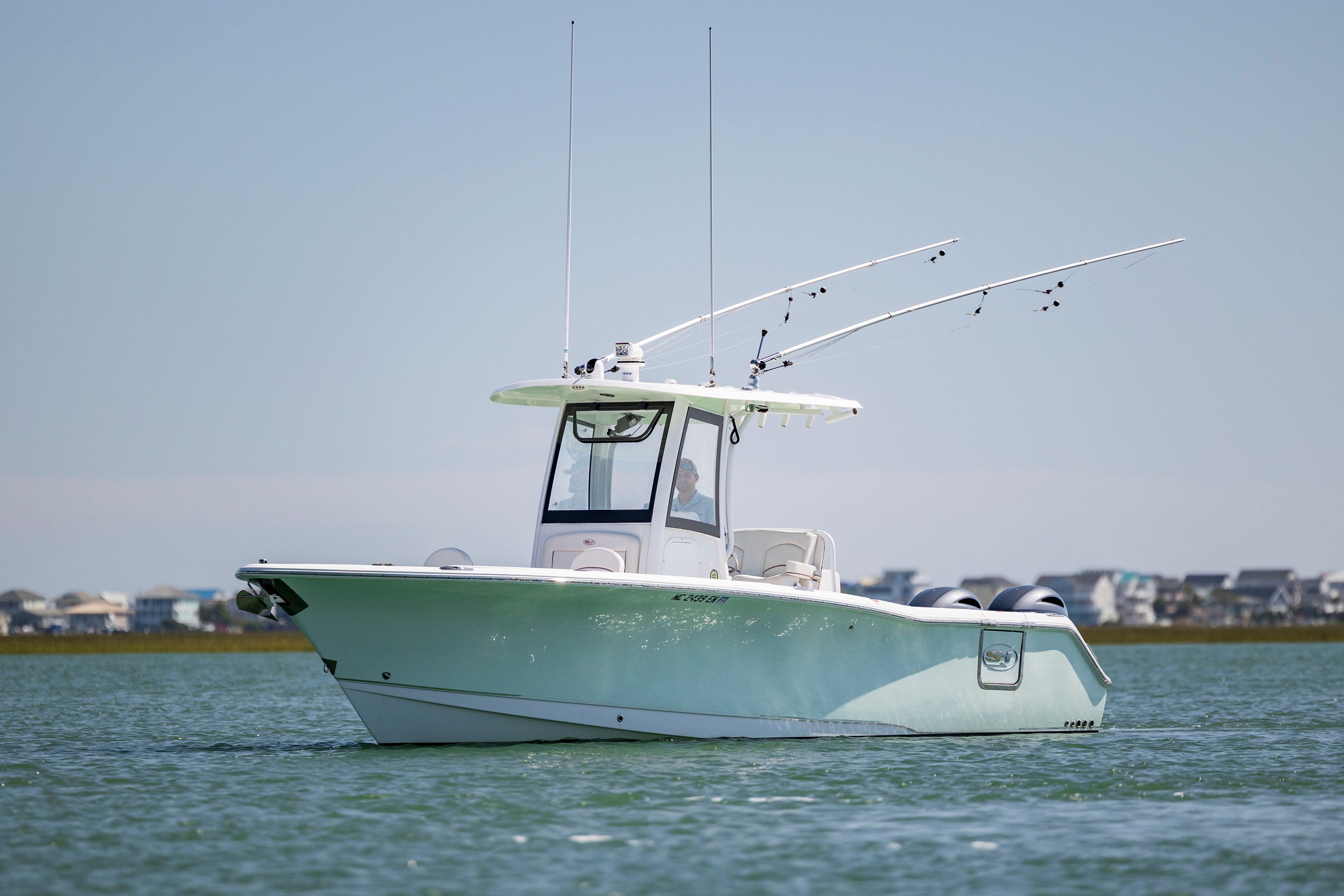 2020 Sea Hunt Gamefish 27 Forward Seating | Yachts360