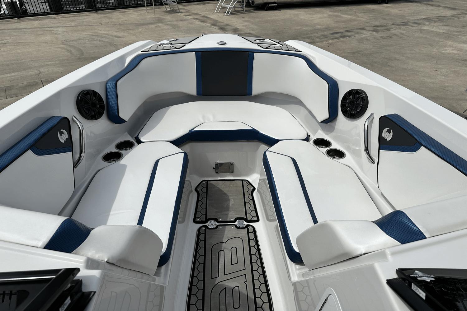 2019 25 Scarab 255 ID Boats for Sale