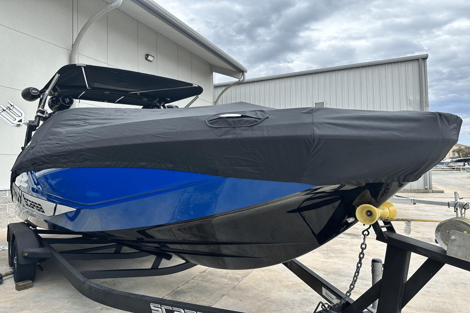 2019 25 Scarab 255 ID Boats for Sale