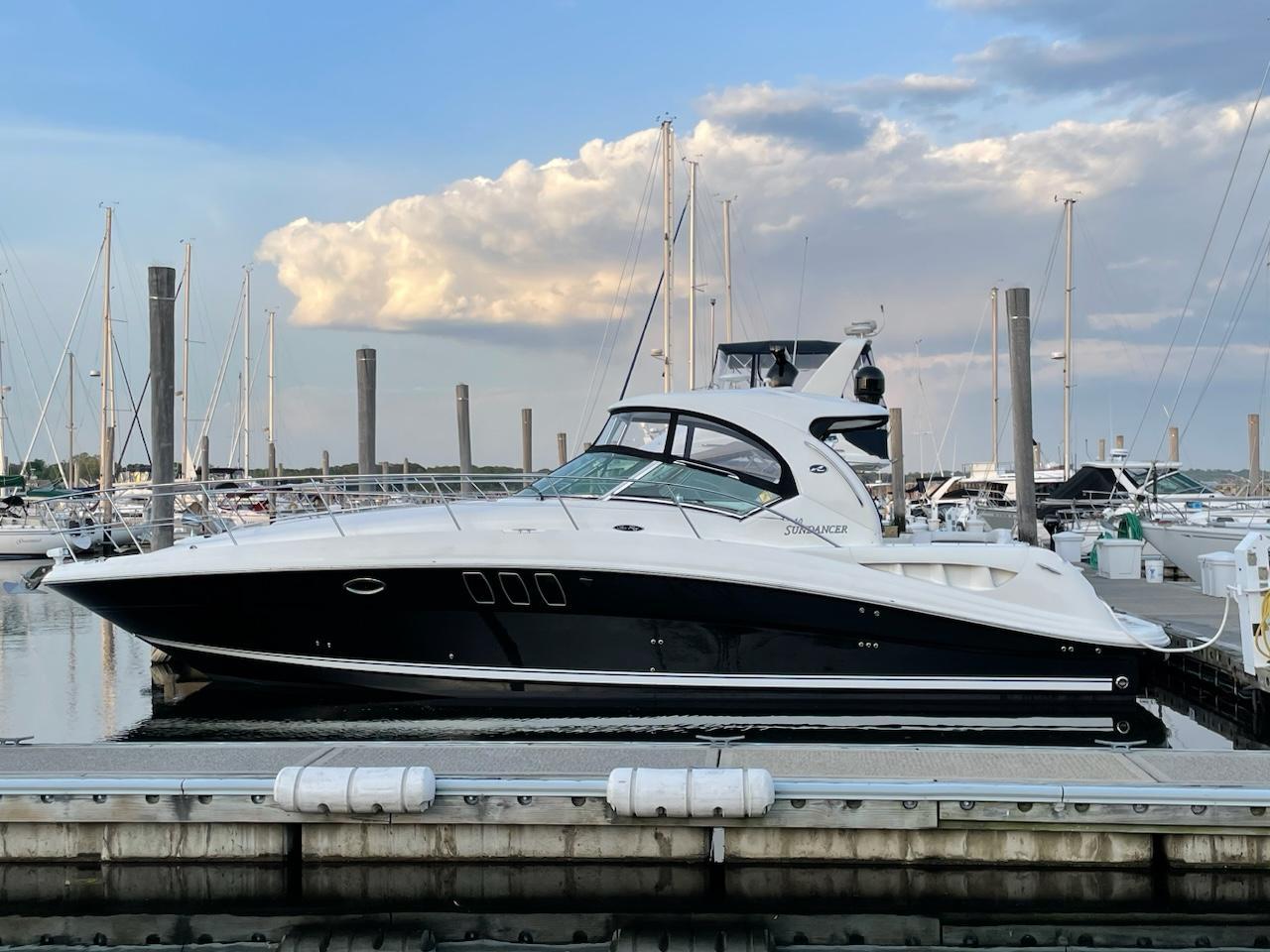 Yacht for Sale | 40 Sea Ray Yachts East Greenwich, RI | Denison Yacht Sales