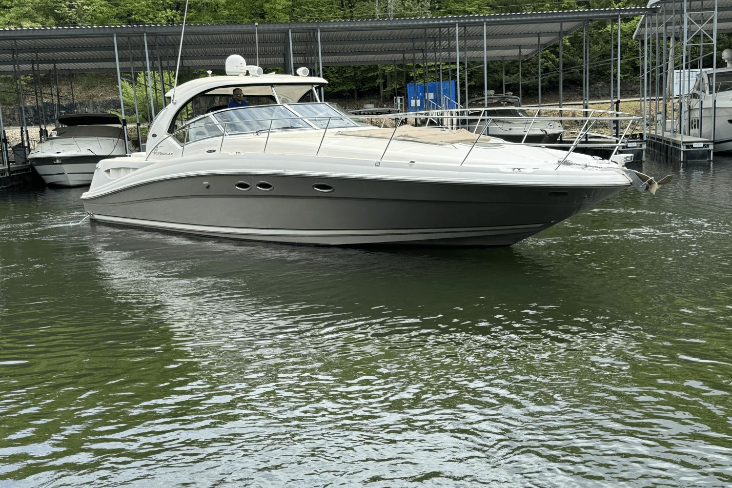 Yacht for Sale | 41 Sea Ray Yachts Lake Ozark, MO | Denison Yacht Sales
