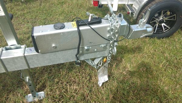 New 2024 LOAD RITE TRAILERS LR-AB26T7300102LTB1 Aluminum Tandem Torsion ...