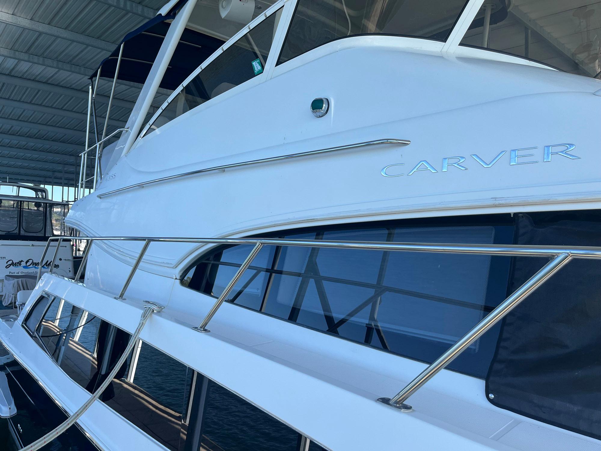 Gambit Yacht for Sale | 43 Carver Yachts Branson, MO | Denison Yacht Sales