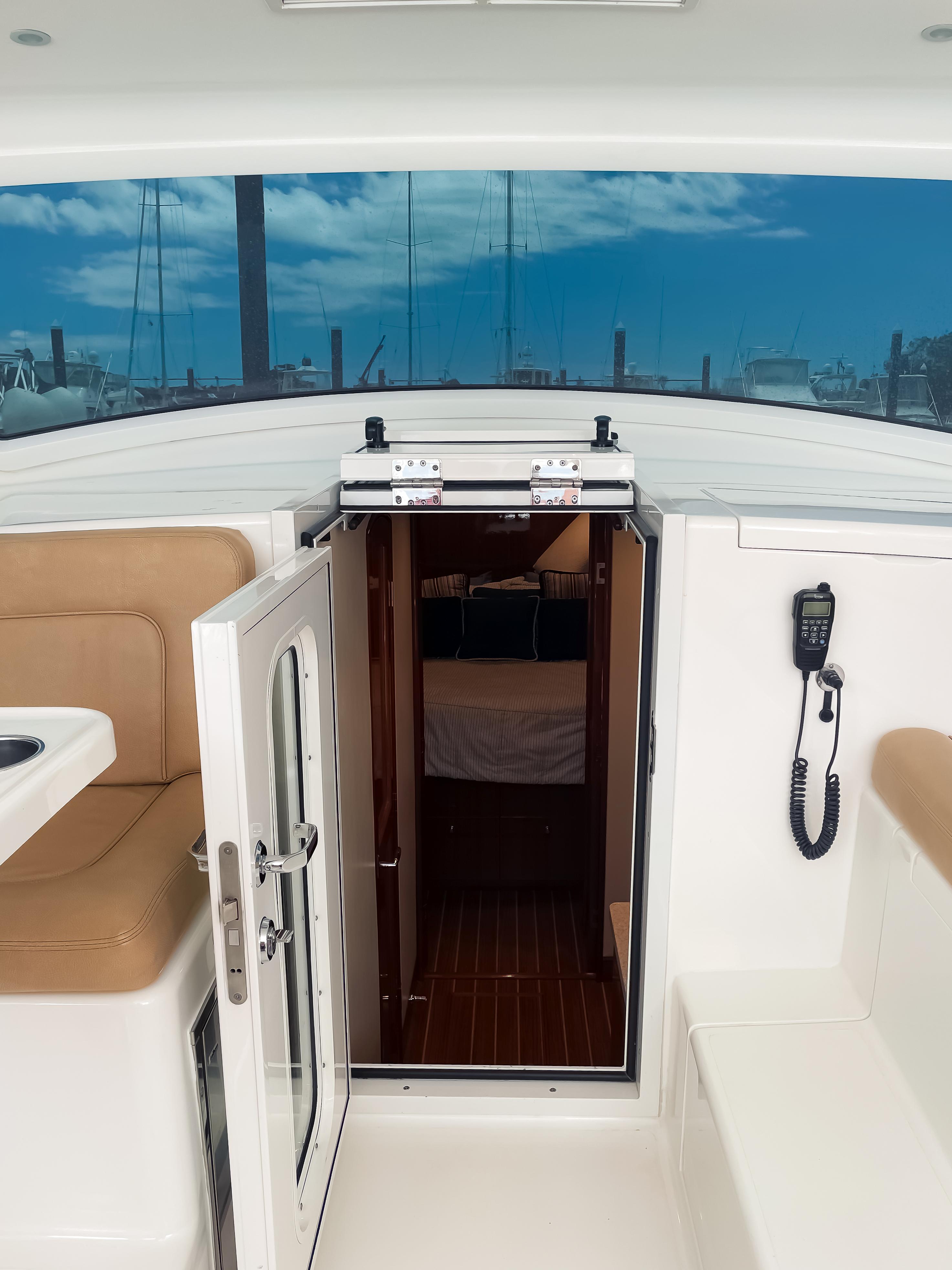 Yacht for Sale | 38 Viking Yachts Panama, Panama | Denison Yacht Sales