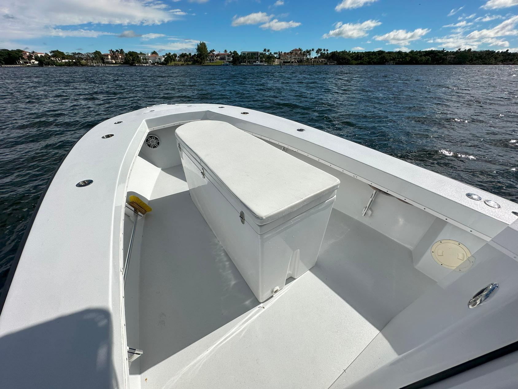 1983 25 SeaVee 25 Center Console RESTORED AND REPOWERED Boats for Sale
