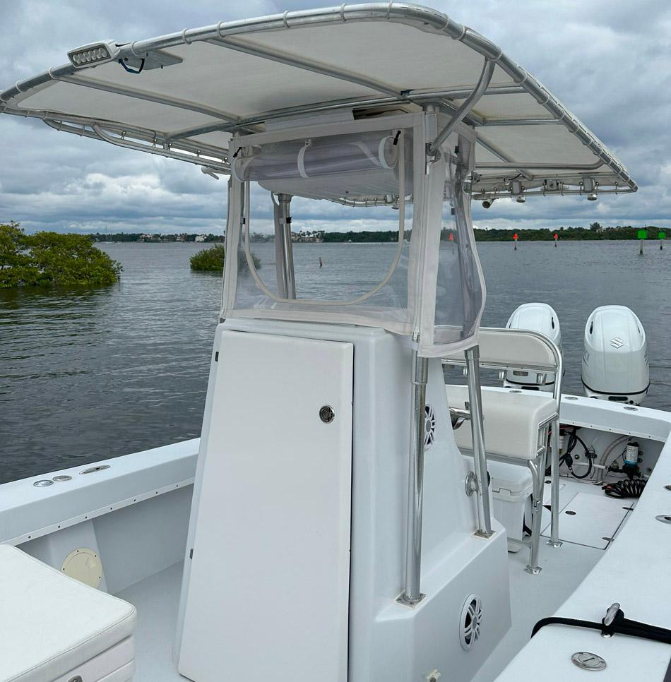 1983 25 SeaVee 25 Center Console RESTORED AND REPOWERED Boats for Sale