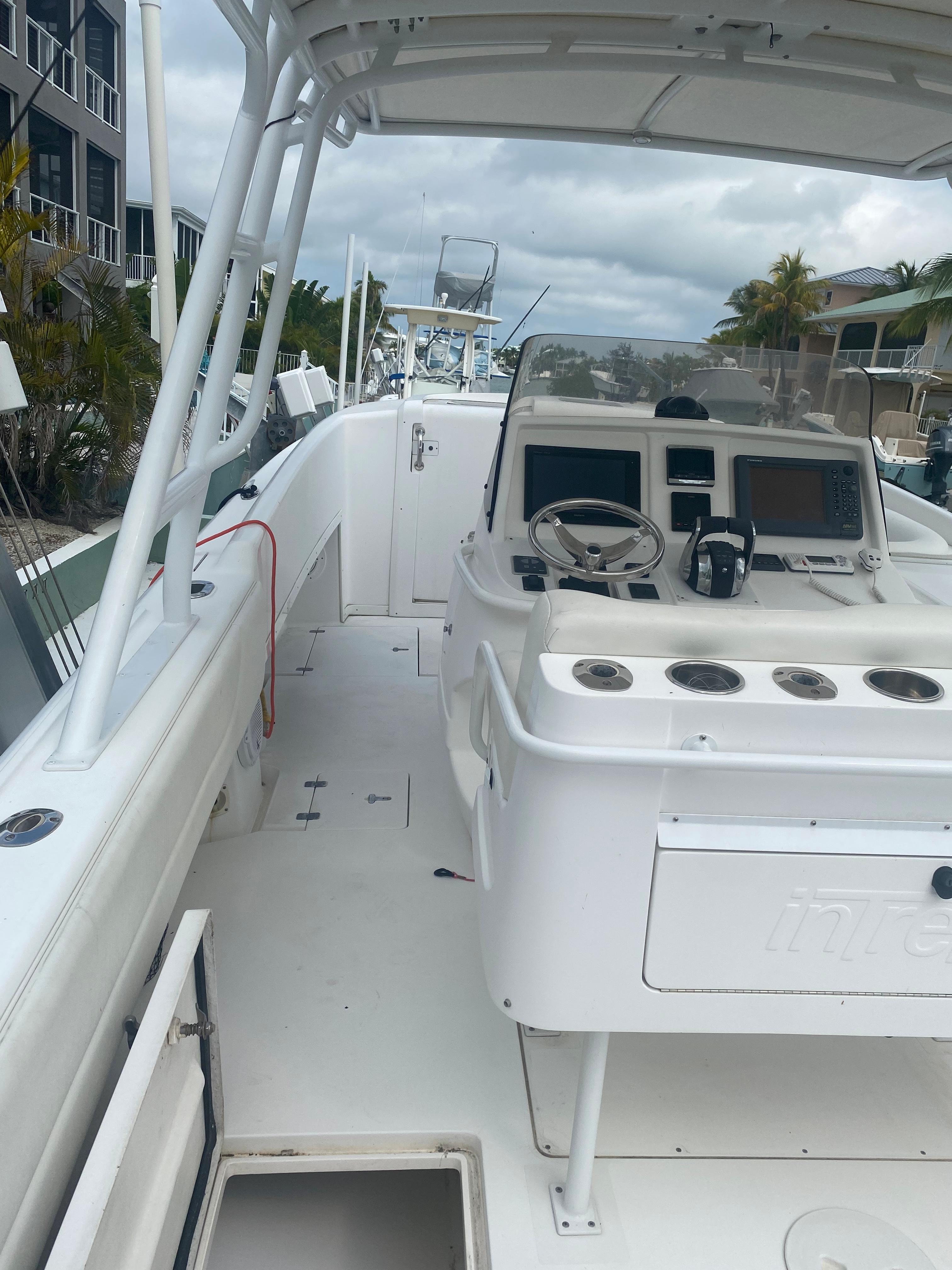 2003 37 Intrepid 377 Walkaround Boats for Sale