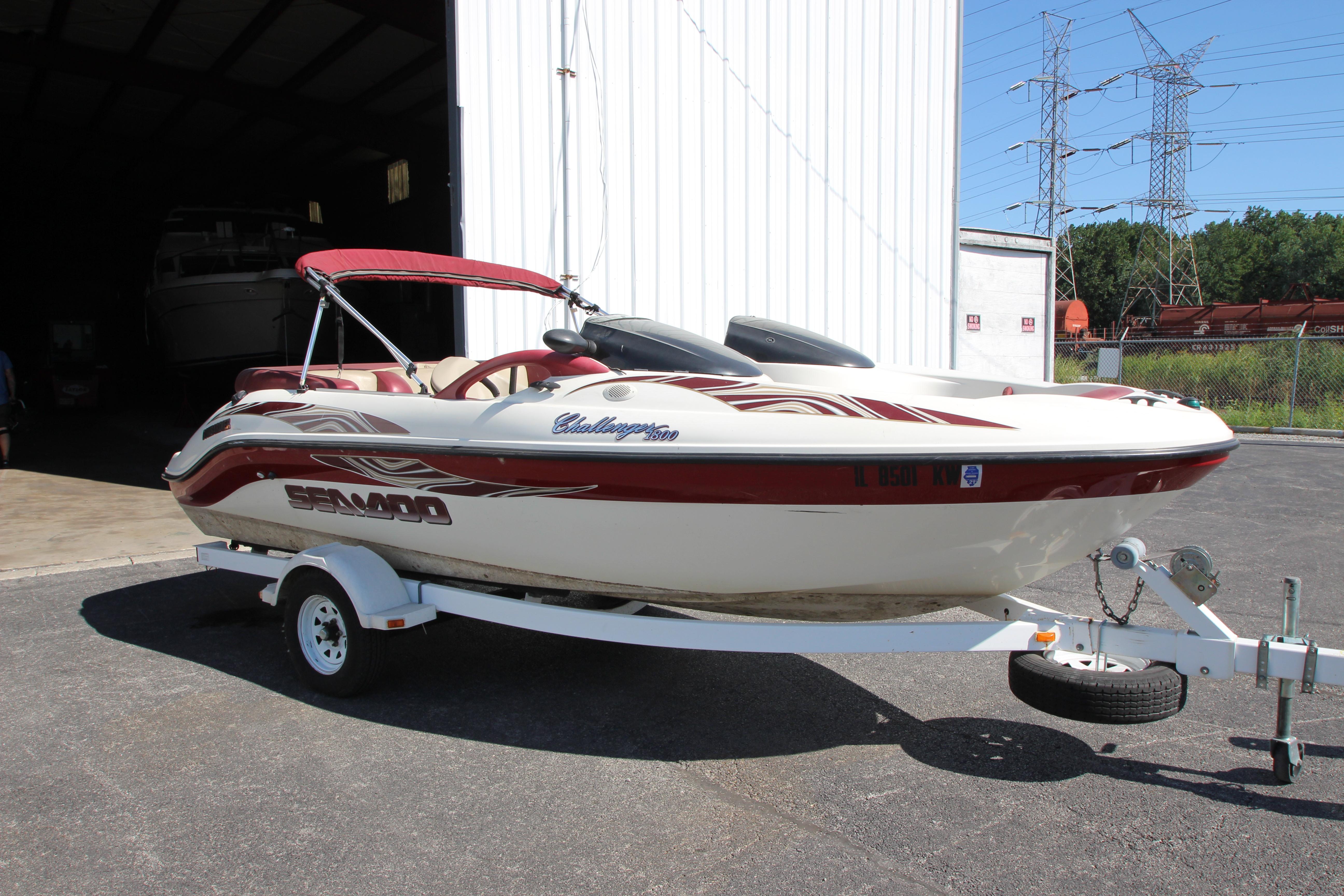 2000 Bombardier Challenger 1800 Chicago, Illinois - Elite Yachts