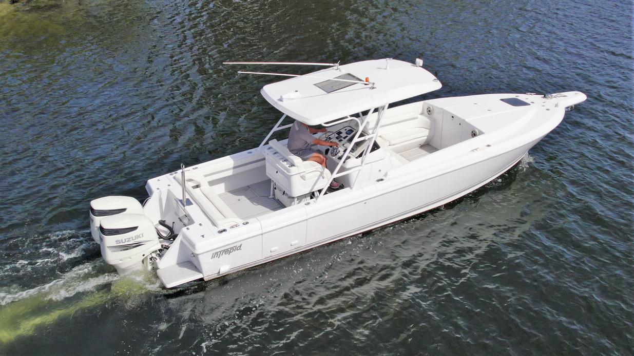 - Intrepid 32 2003 - Flagler Yachts