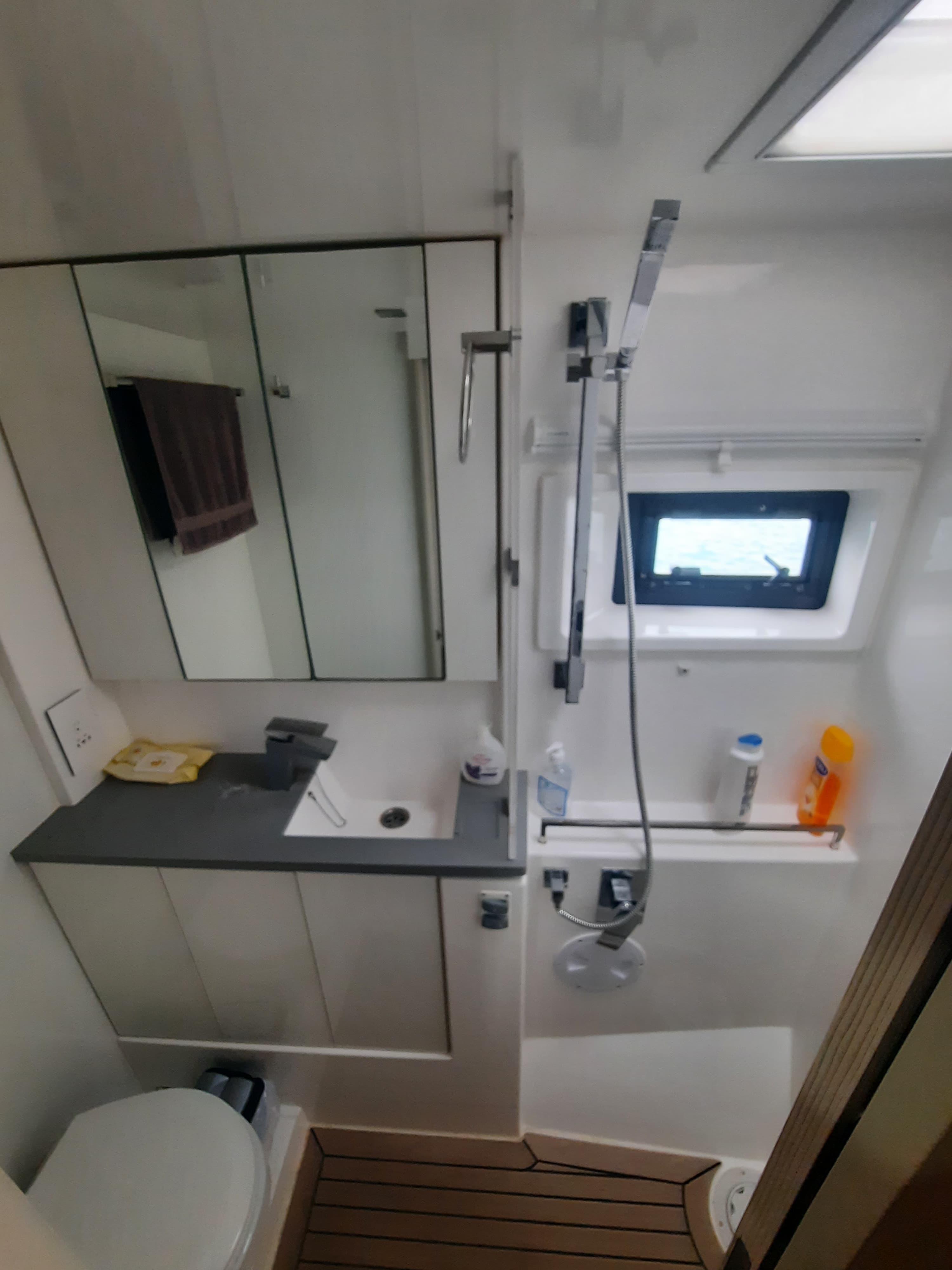 Temptation Yacht for Sale | 45 Leopard Yachts Didim, Turkey | Denison ...