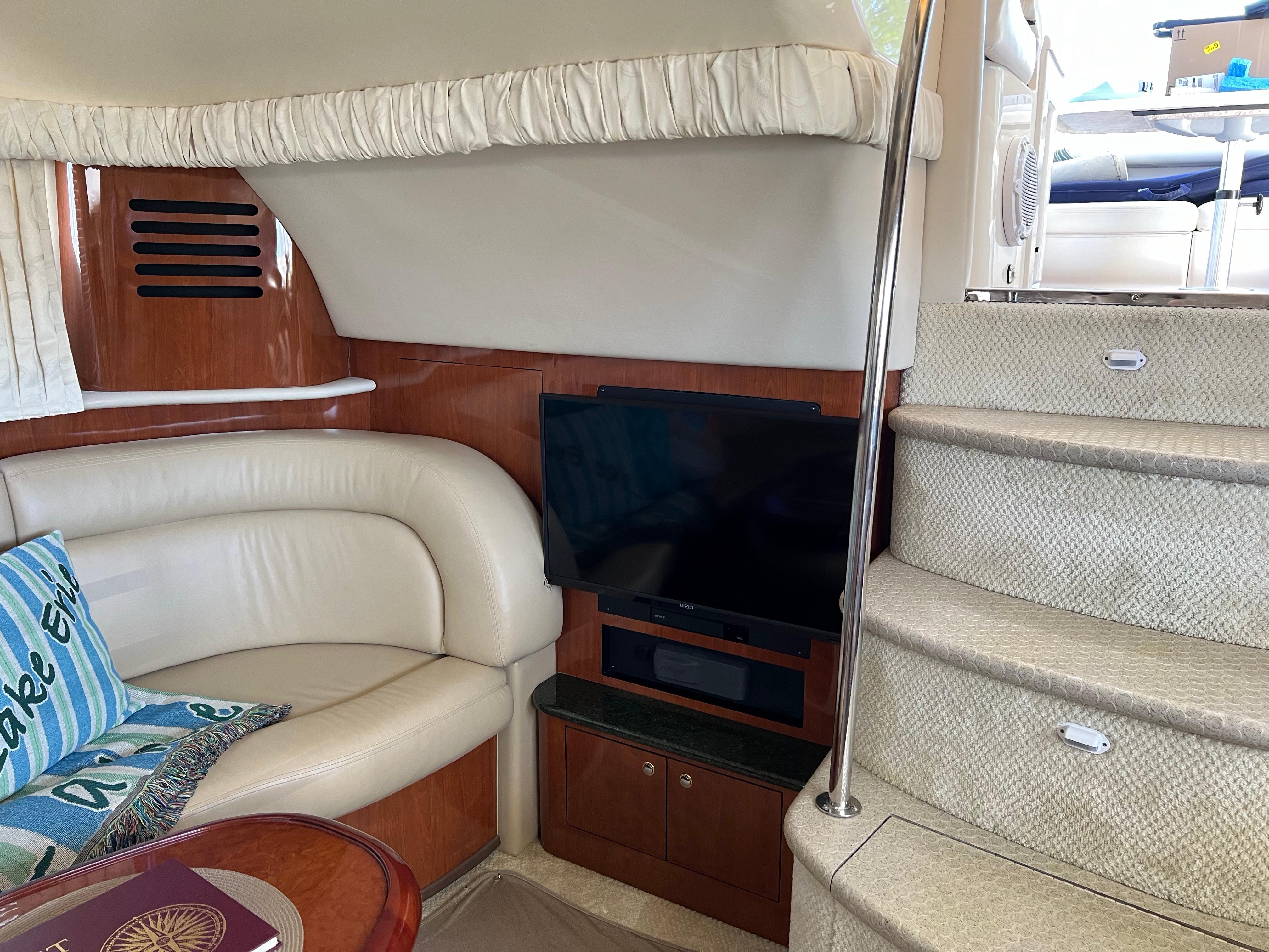 Nauti Tradition Yacht for Sale | 39 Sea Ray Yachts La Salle, MI ...