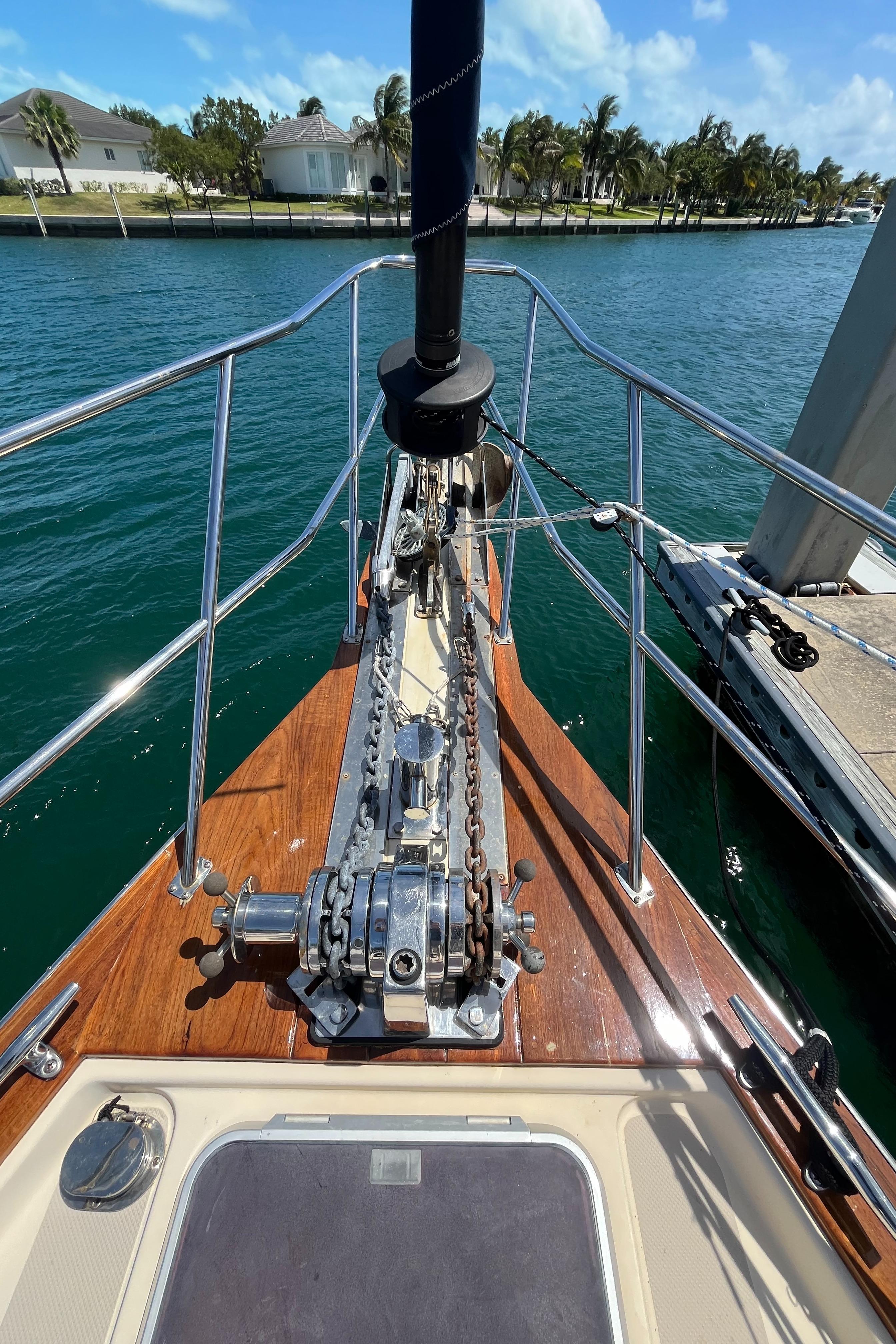 Ruby Lee Yacht for Sale | 45 Island Packet Yachts North Bimini, Bahamas ...