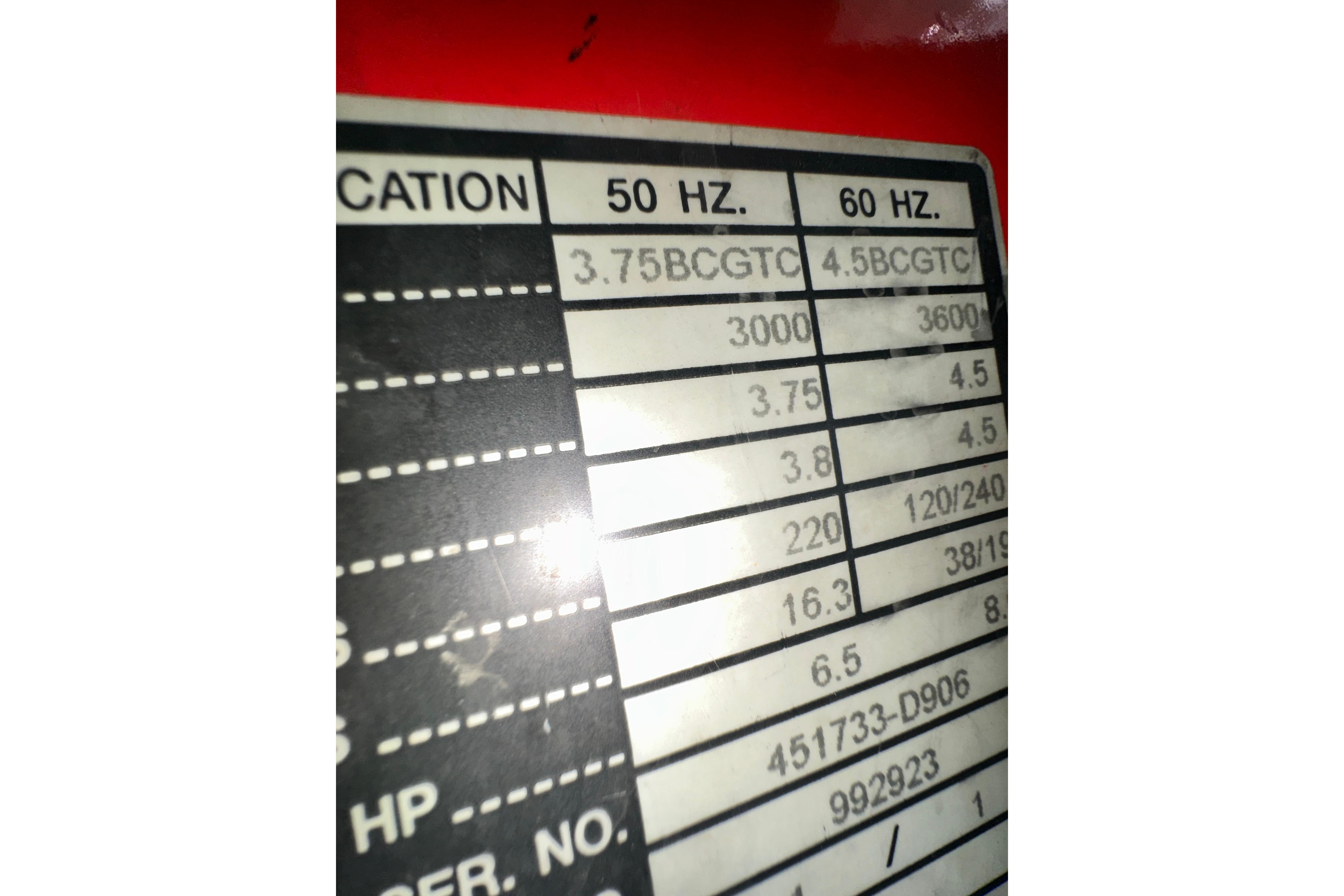 2000 31' Sea Ray 310 Sundancer - Delta Marine Sales