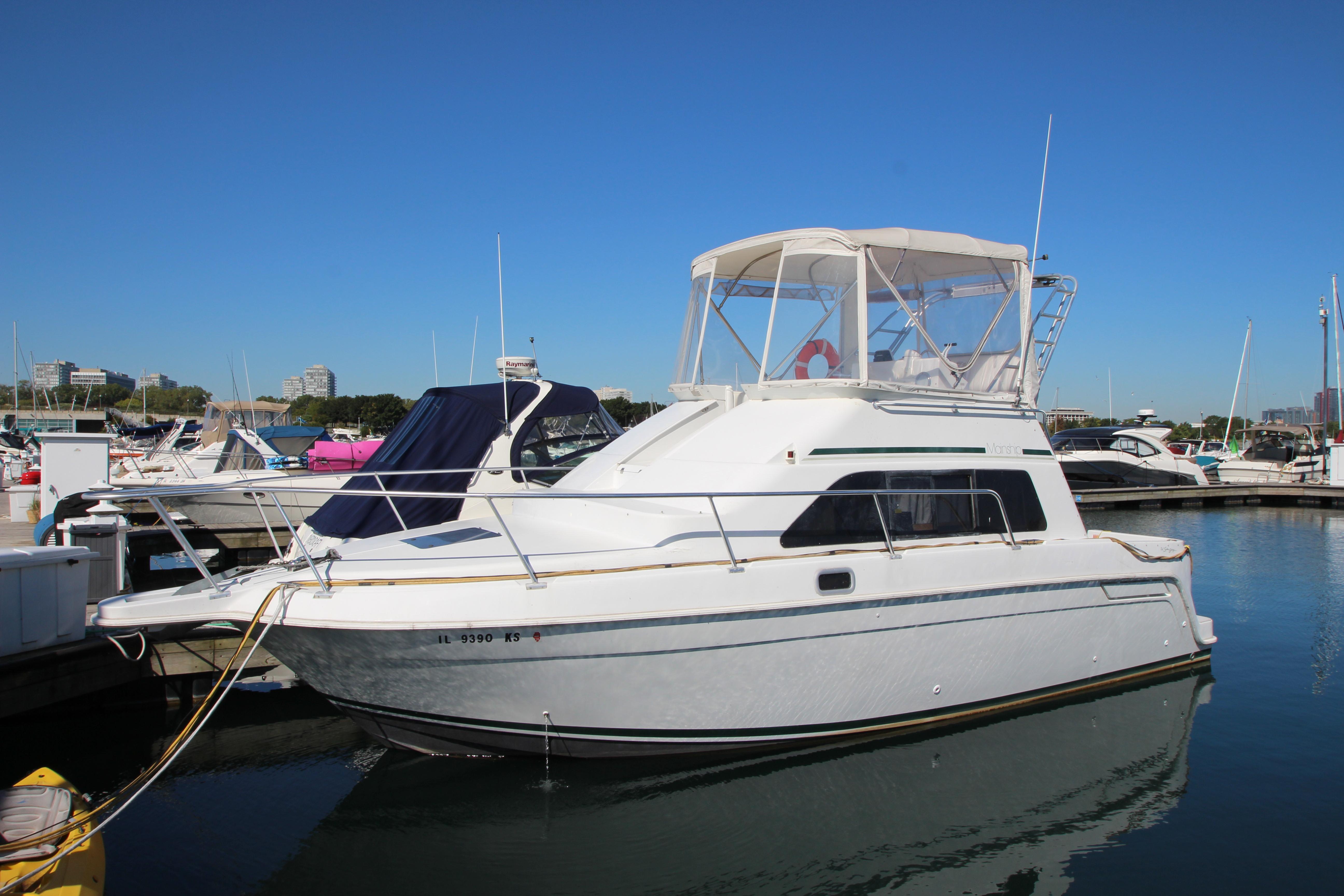 1995 Mainship 31 Sedan Bridge Chicago, Illinois - Elite Yachts