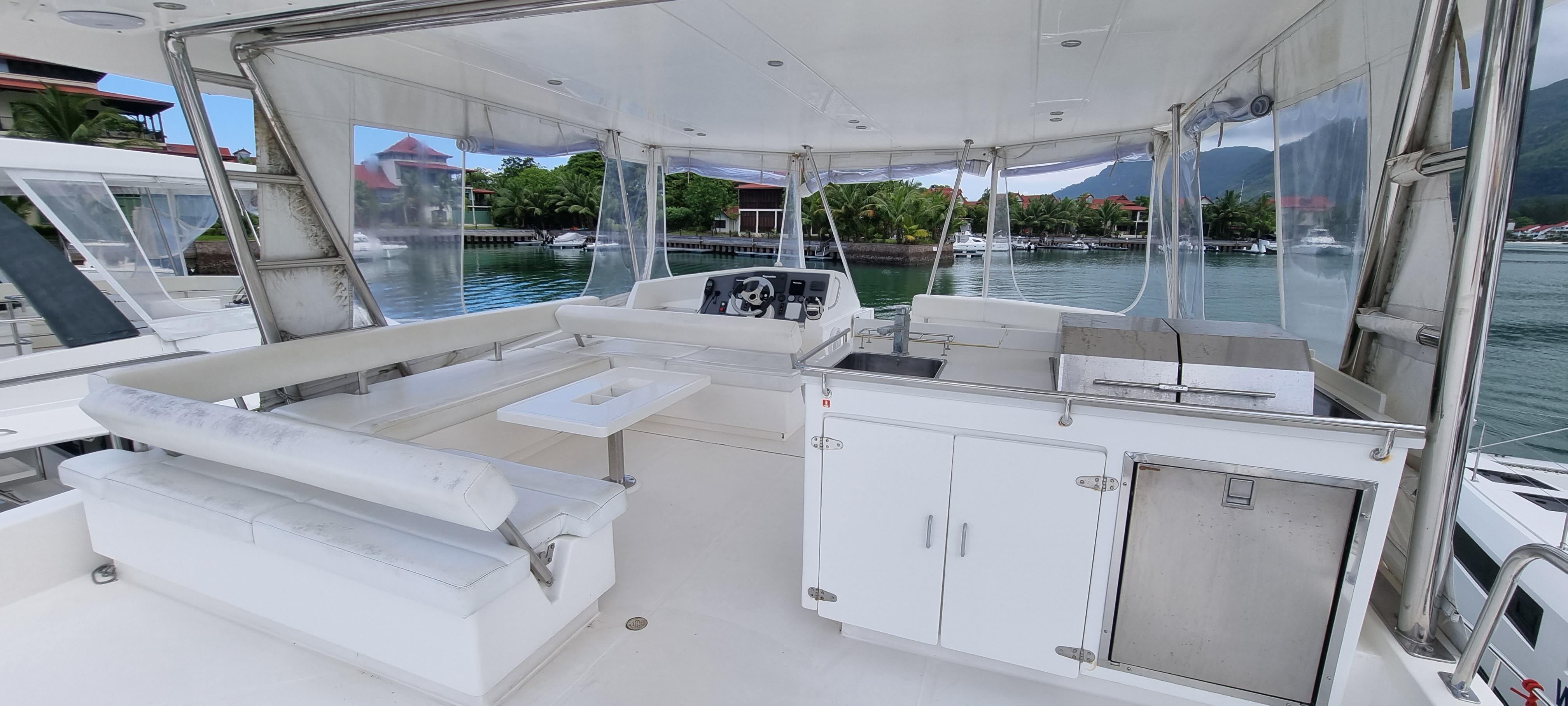 Leopard 51 Powercat Power Catamaran MOXIE for sale | Leopard Brokerage