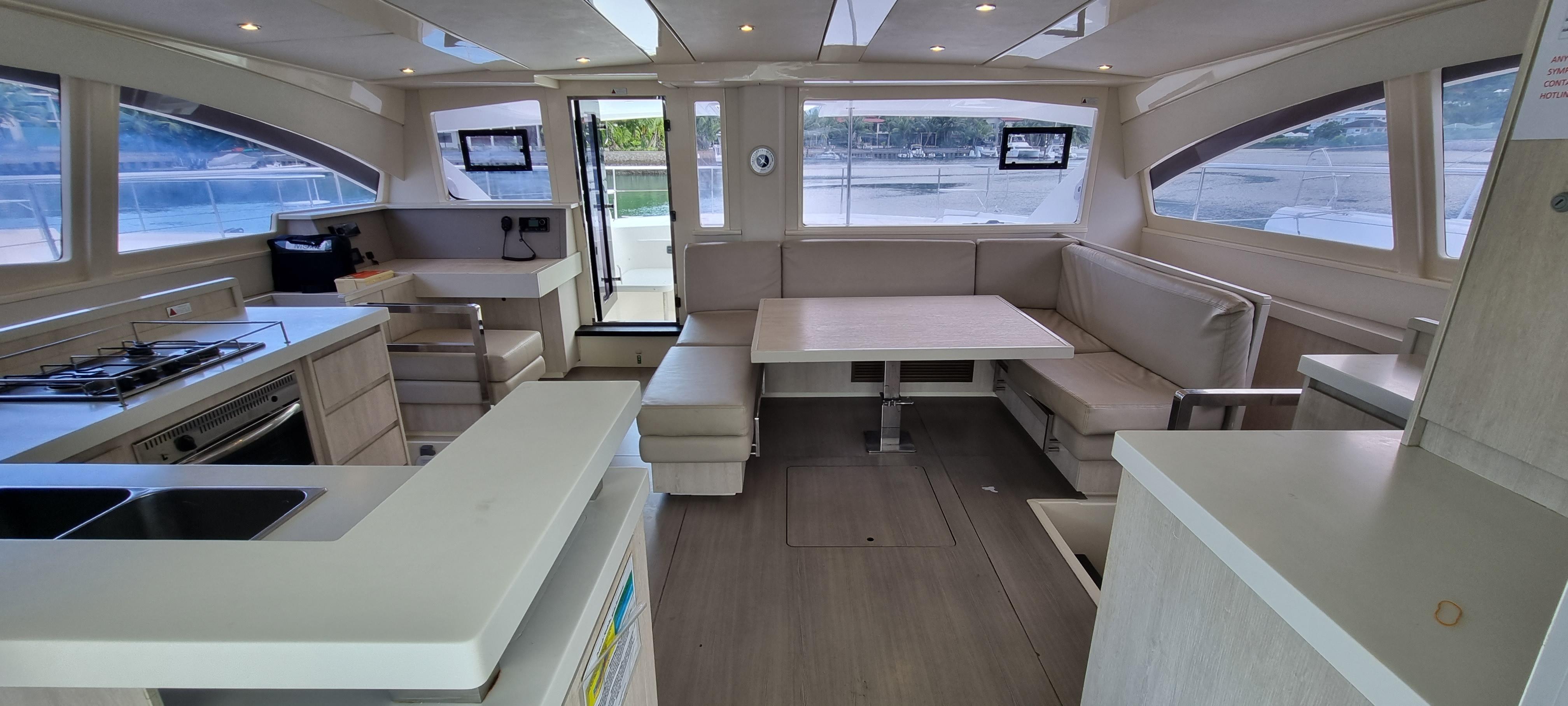 Leopard 51 Powercat Power Catamaran MOXIE for sale | Leopard Brokerage