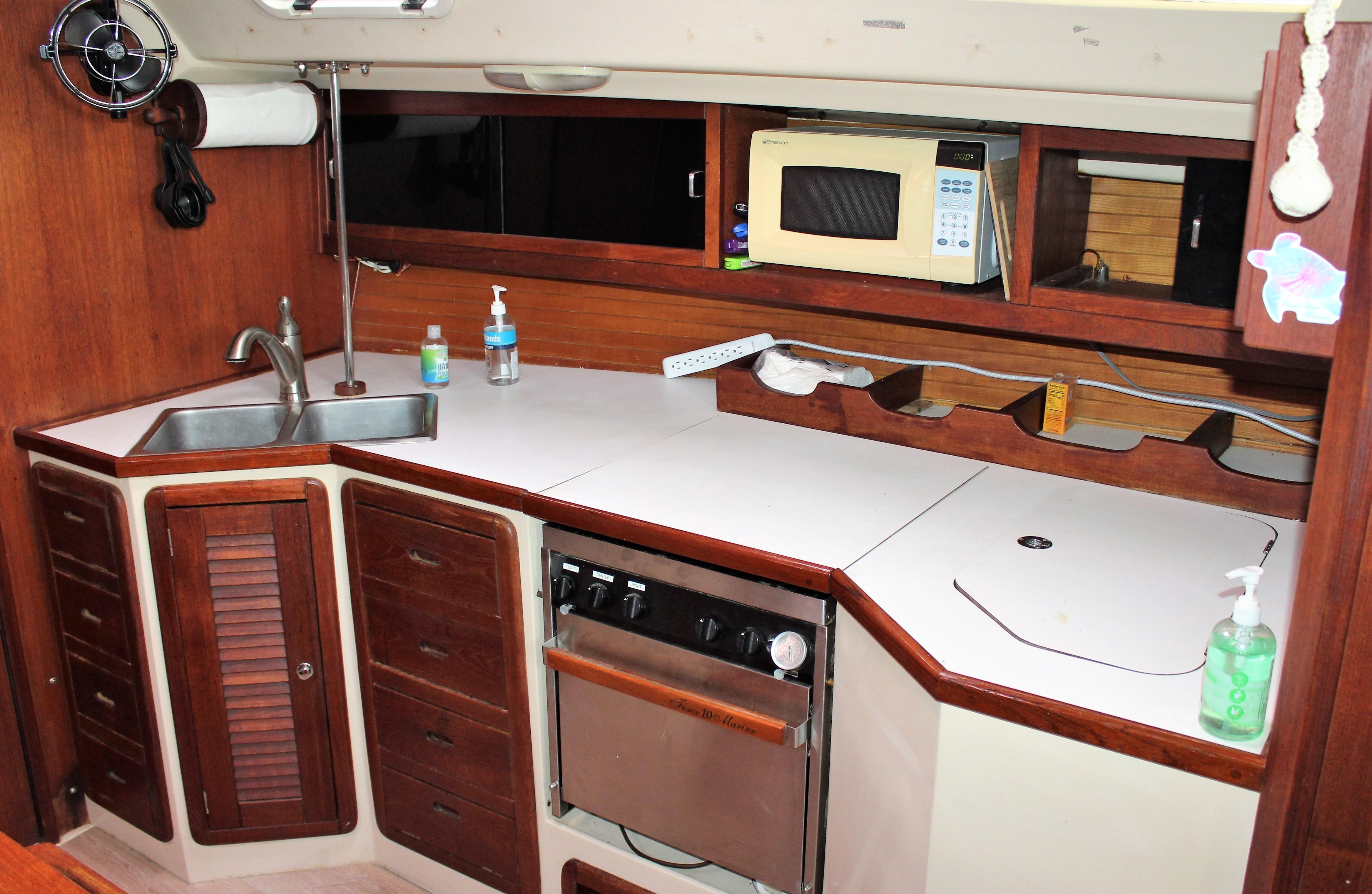 Make It a Summer to Remember with a New Boat from LYS