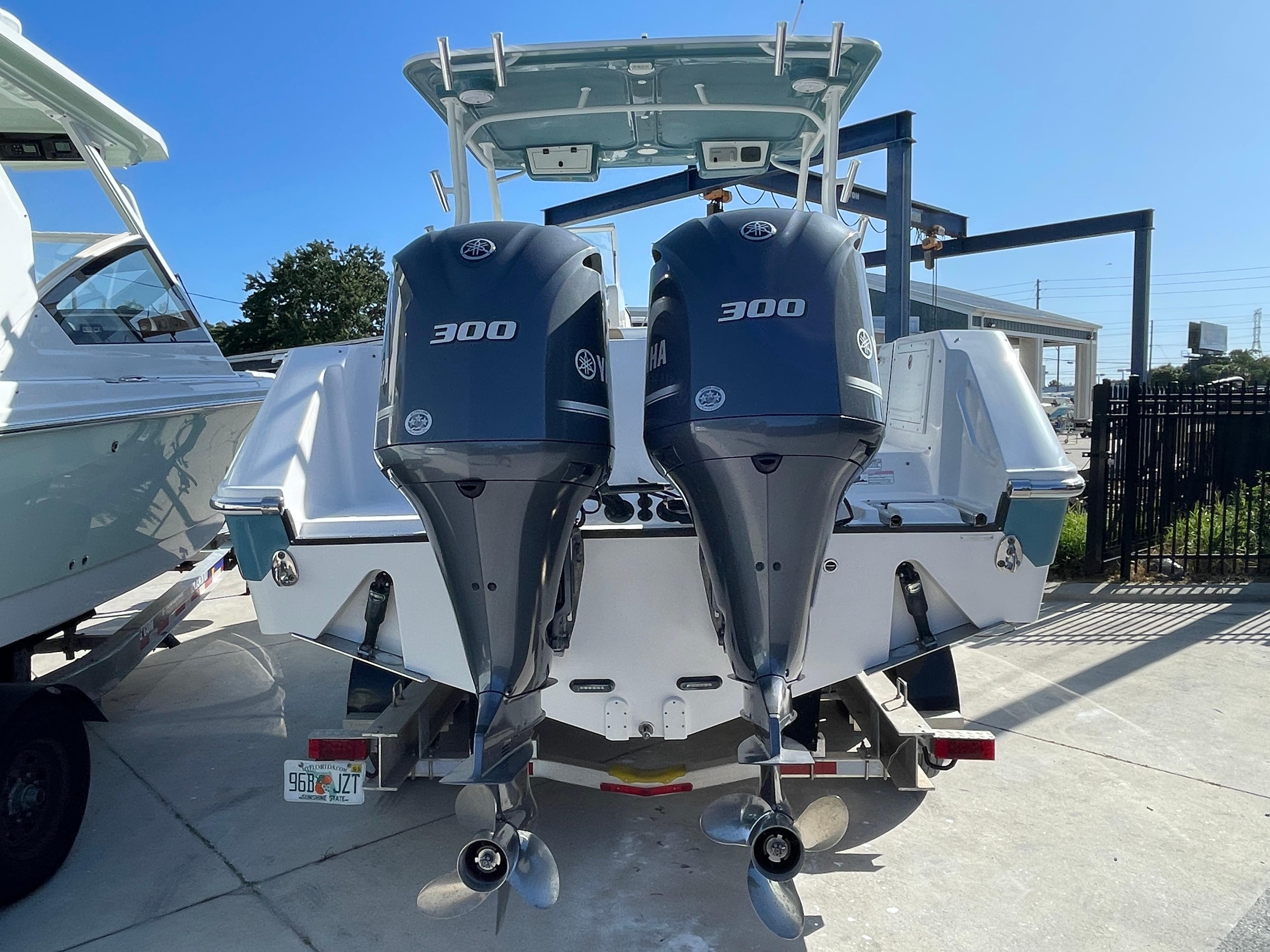 Yacht for Sale | 28 Edgewater Yachts Dunedin, FL | Denison Yacht Sales
