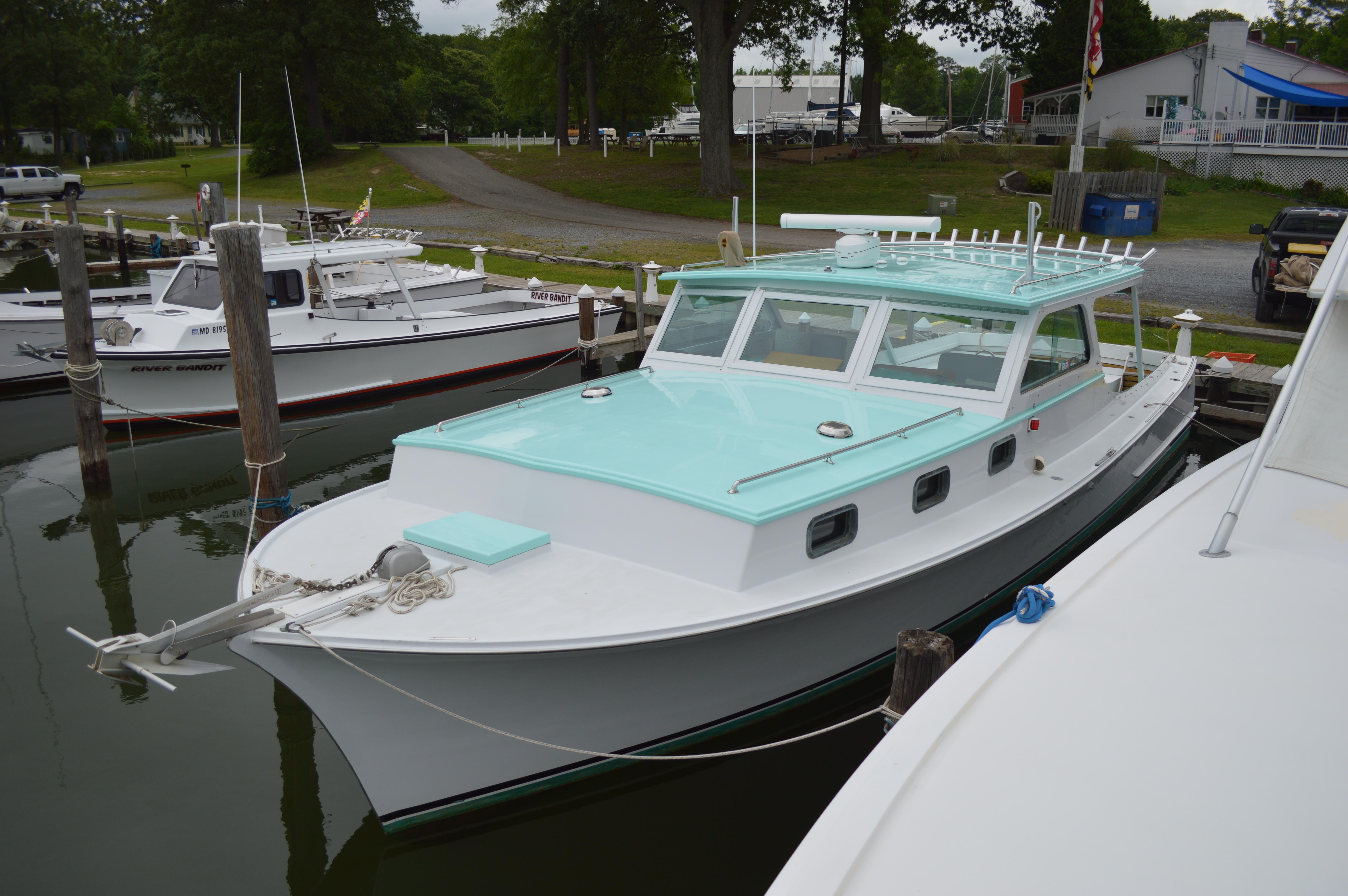 1966 Custom Deadrise | Dominion Yachts