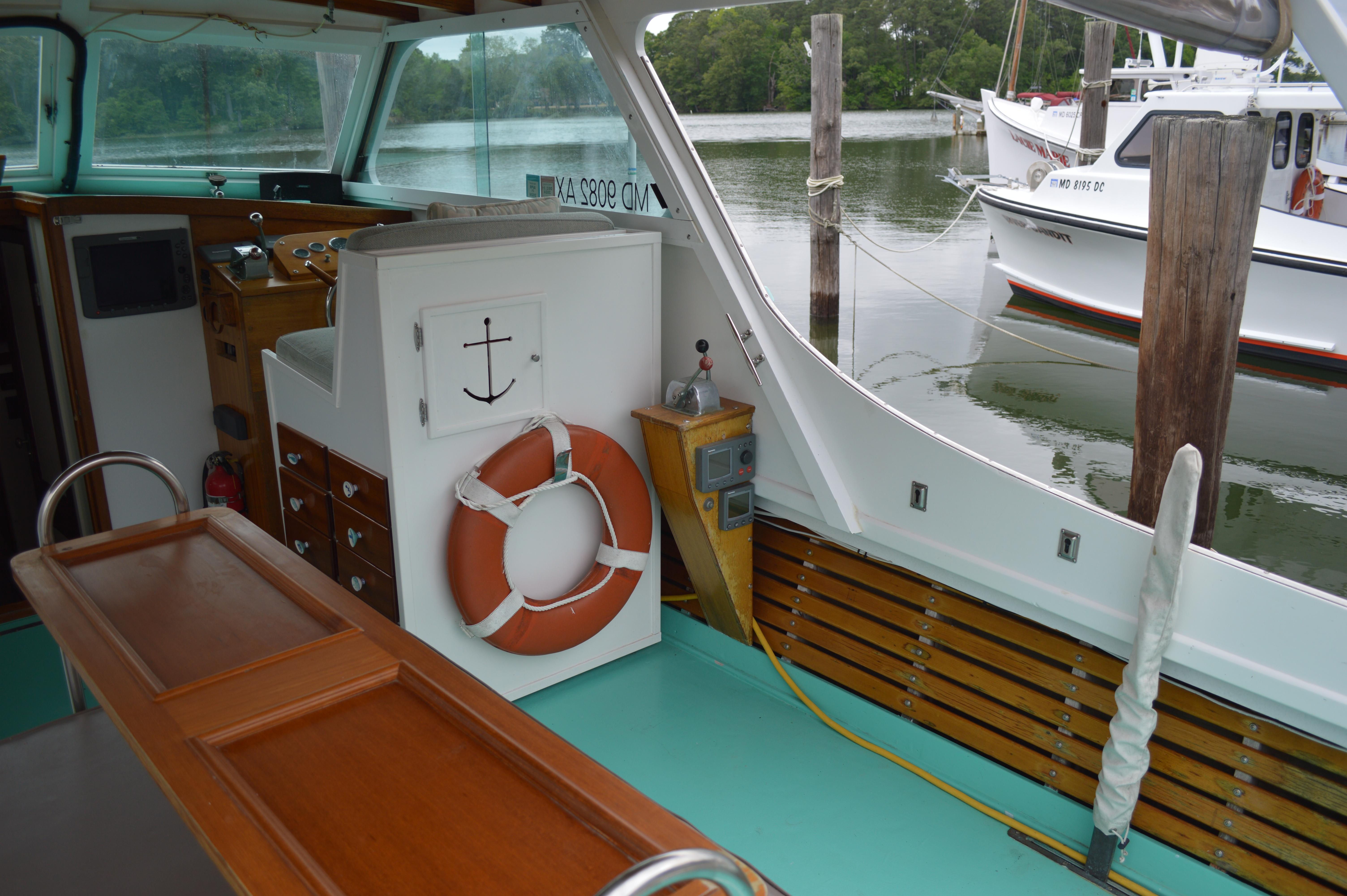 1966 Custom Deadrise | Dominion Yachts