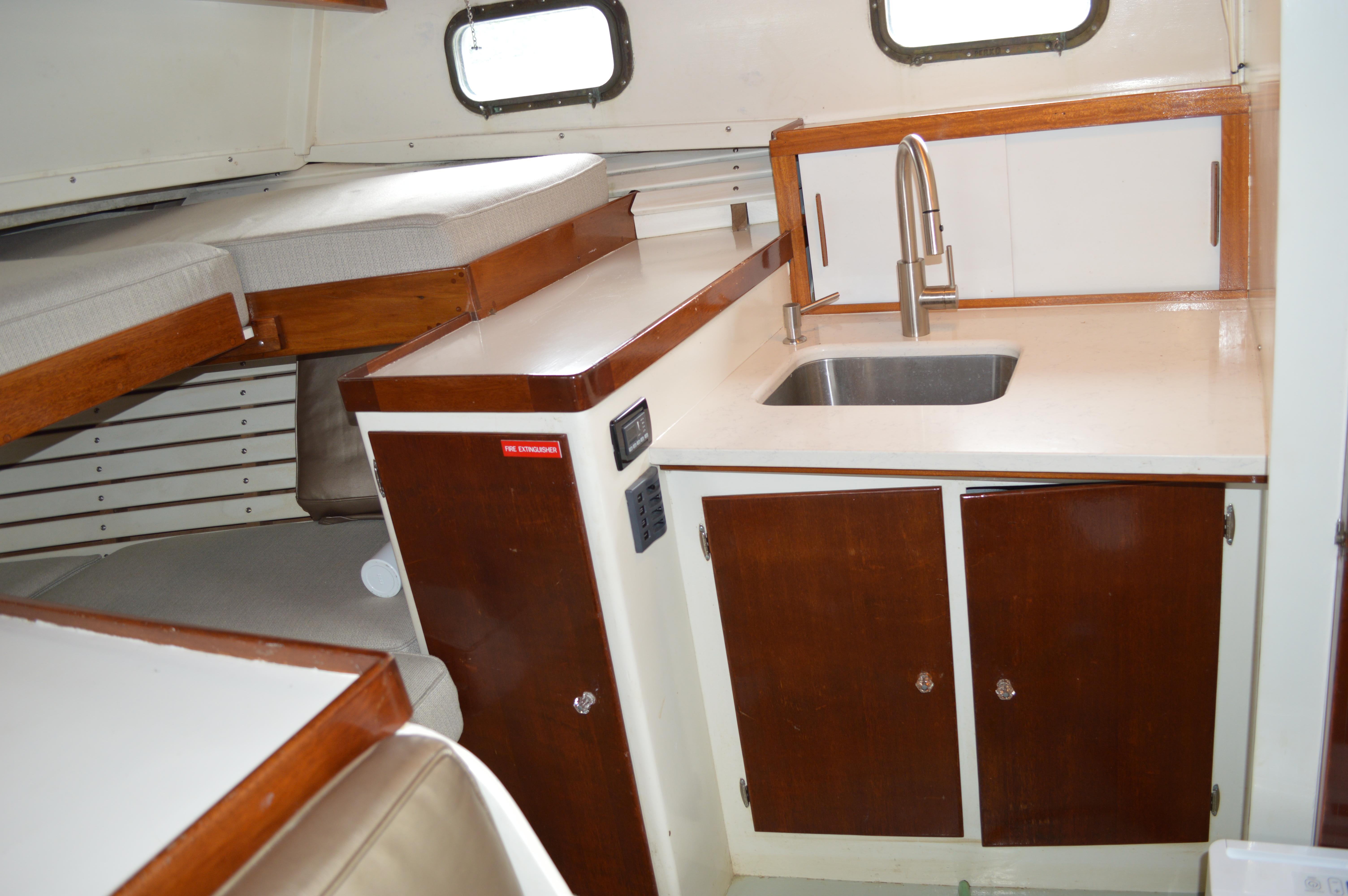 1966 Custom Deadrise | Dominion Yachts