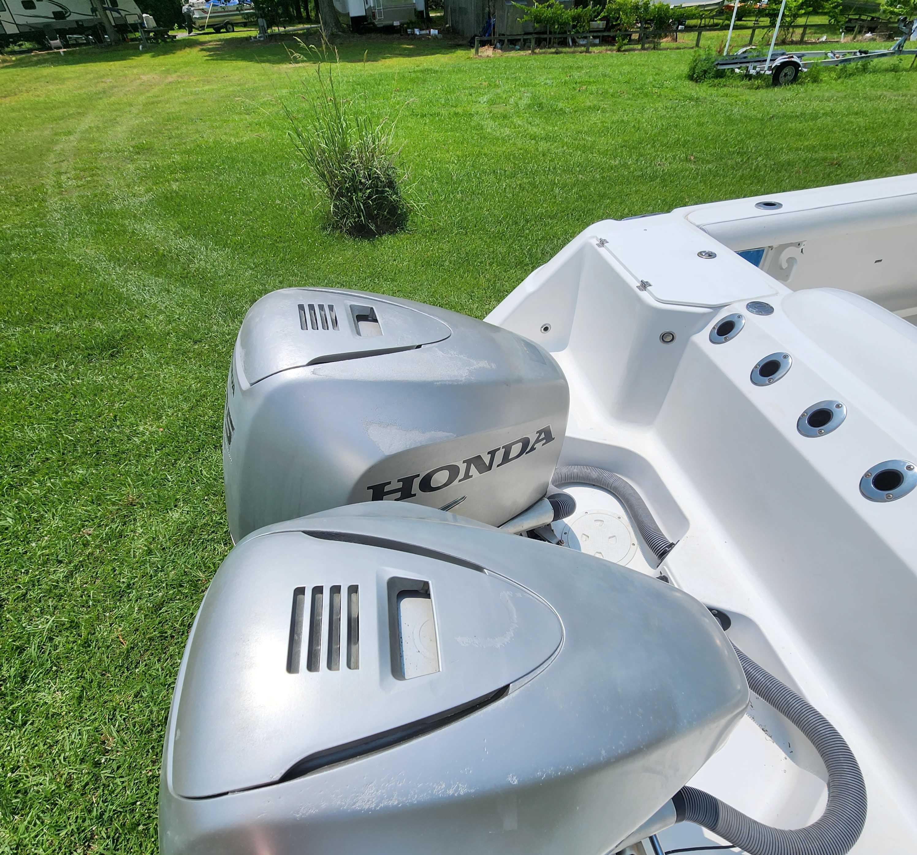 2007 Everglades 260 CC | Yachts360