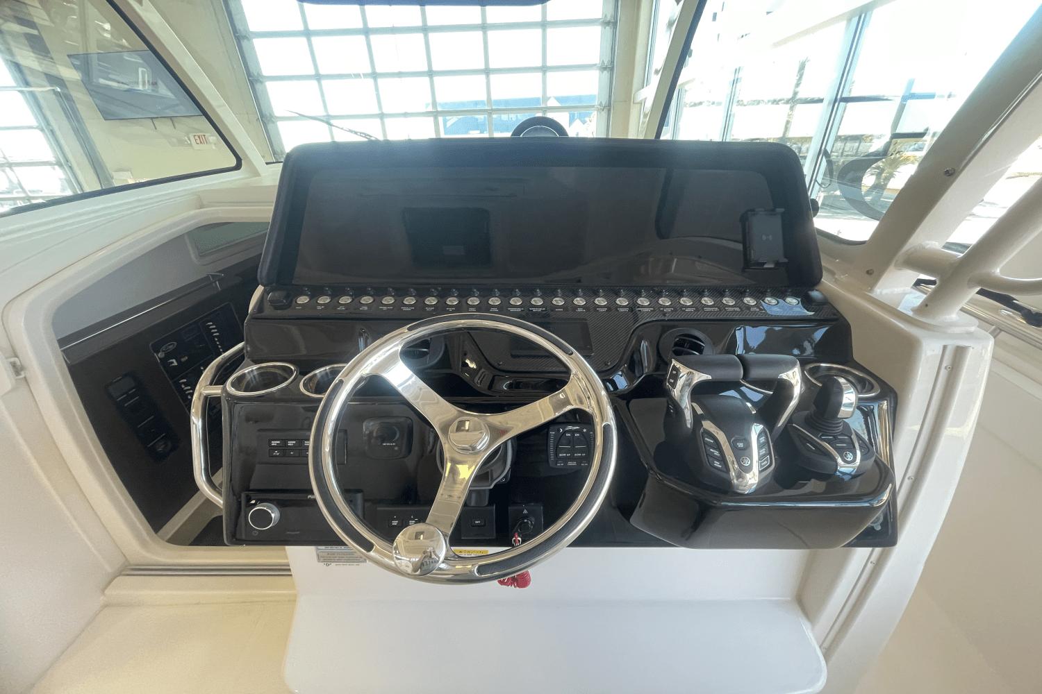 2025 Grady-White Canyon 386 - South Jersey Yacht Sales