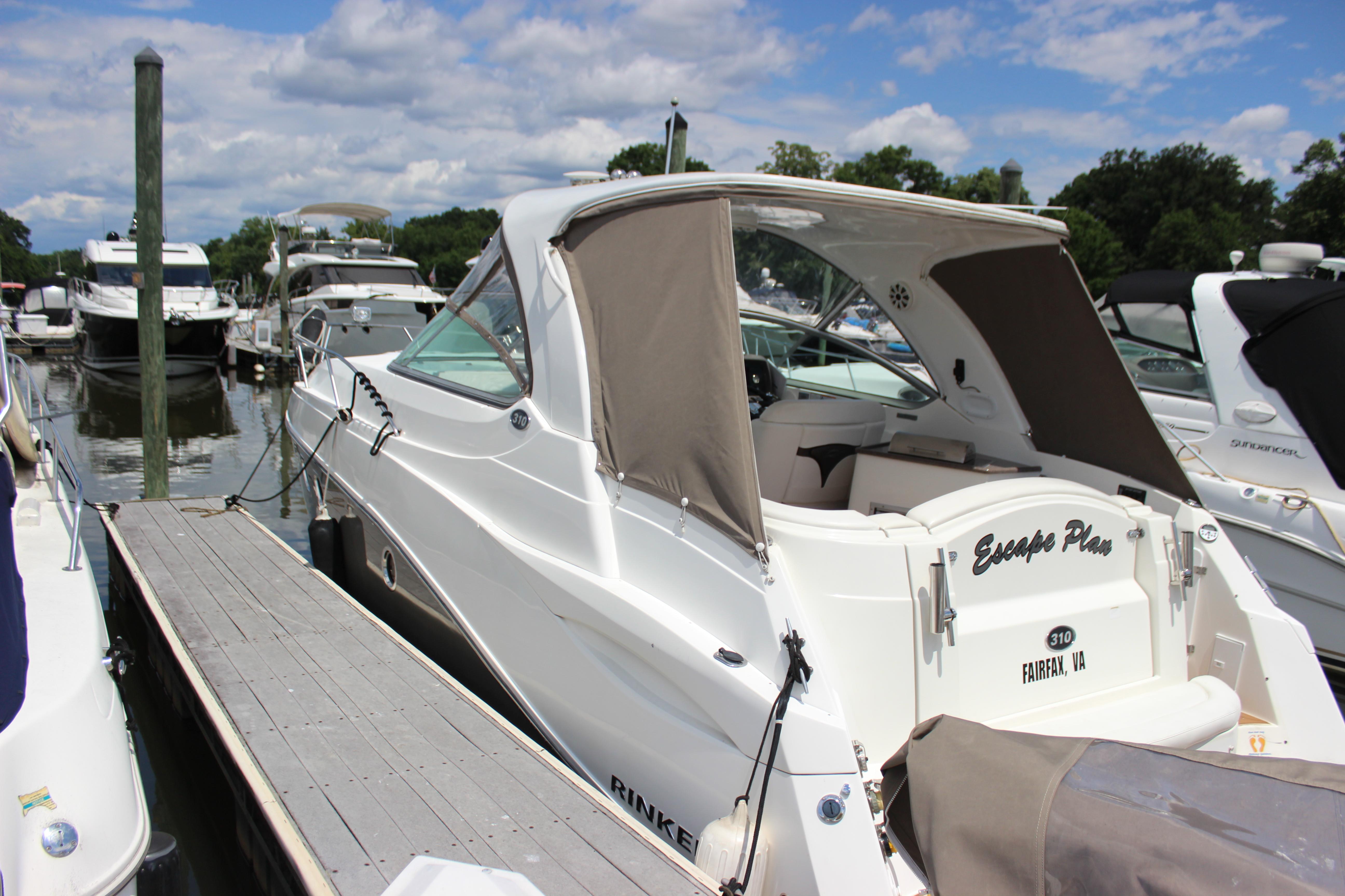 2013 Rinker 31 | Dominion Yachts