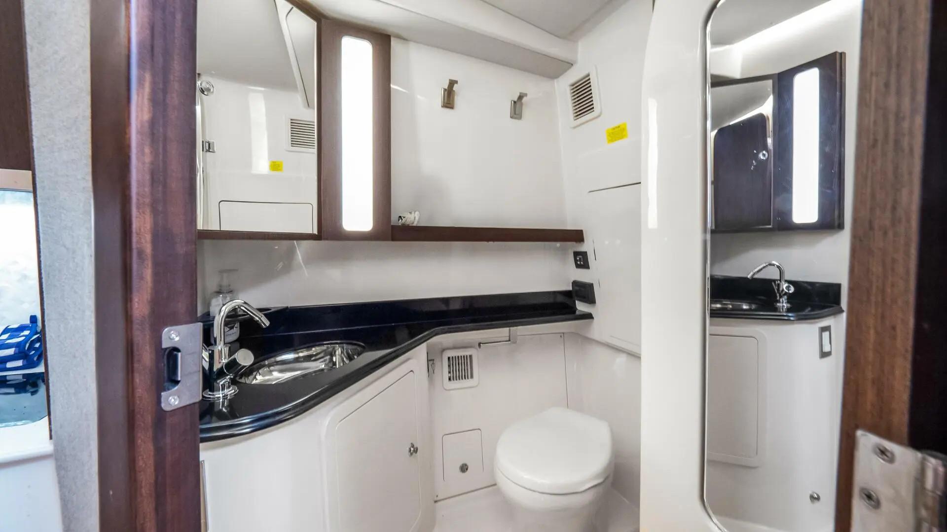 - Grady-White Canyon 456 2022 - Flagler Yachts