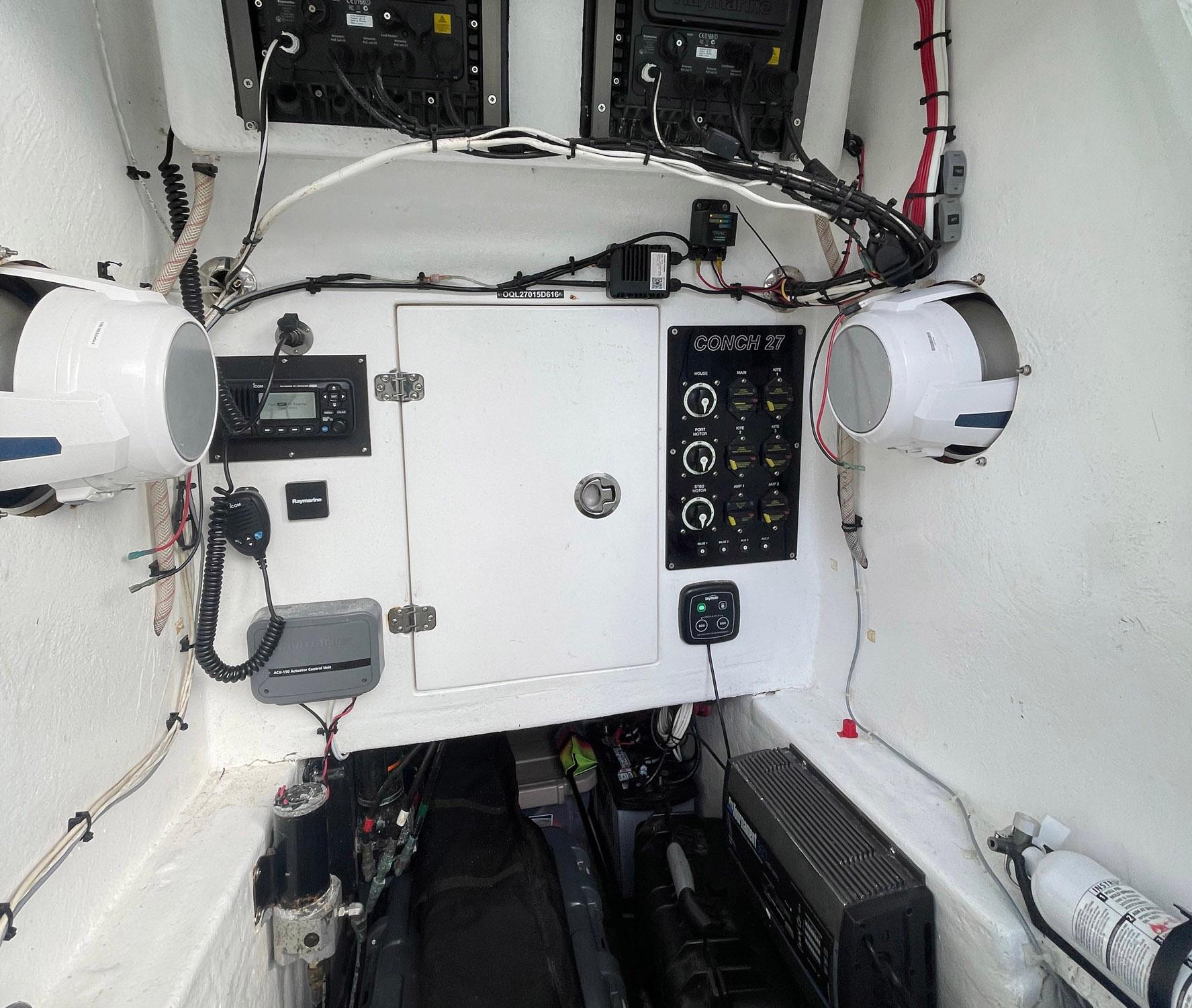 Inverted Yacht for Sale | 27 Conch Yachts Saint Petersburg, FL ...