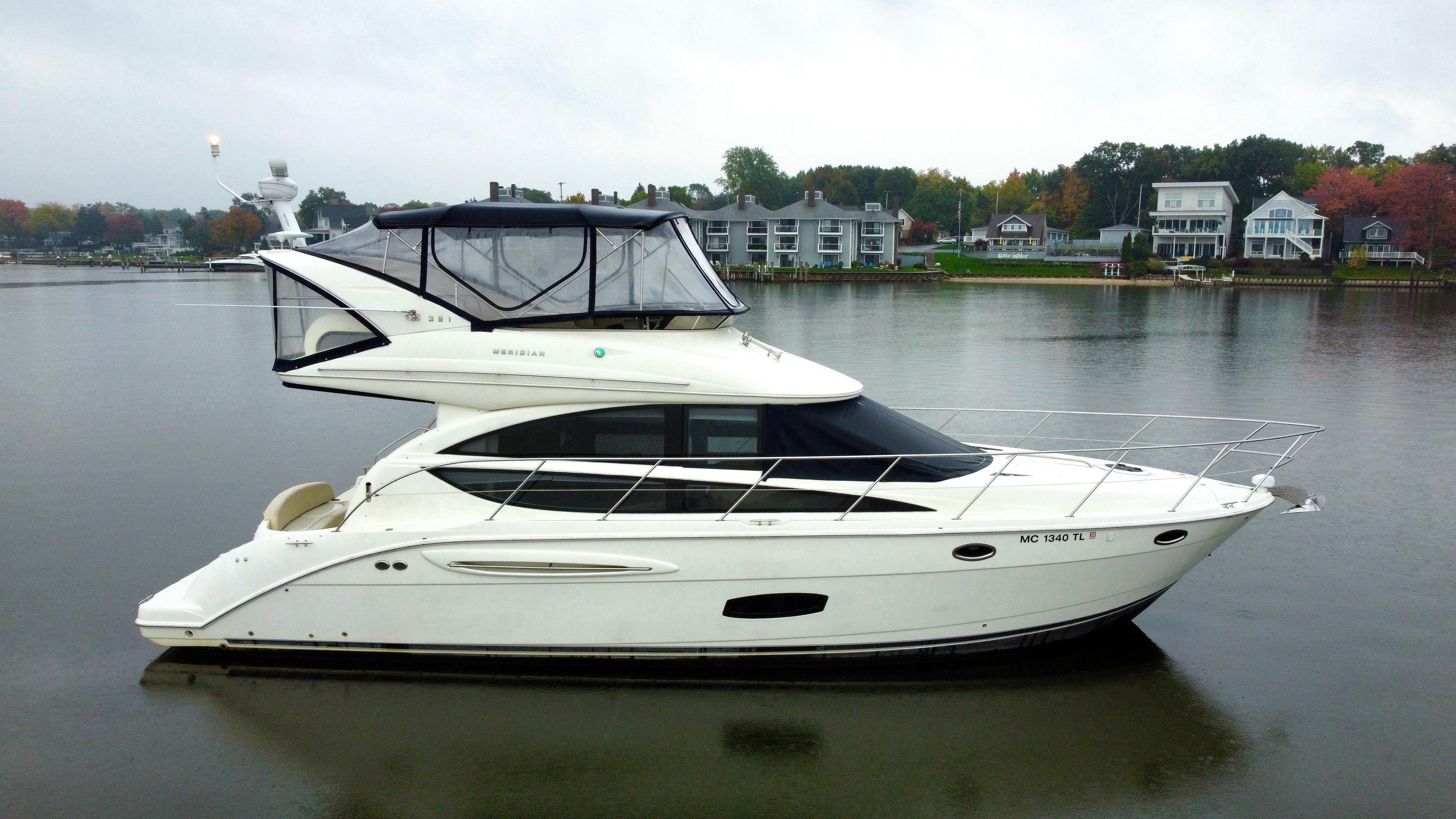 Yacht for Sale | 41 Meridian Yachts Muskegon, MI | Denison Yacht Sales